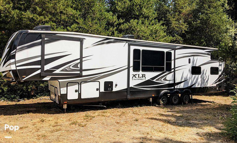 Xlr Thunderbolt For Sale - Forest River Toy Hauler RVs - Toy Haulers ...