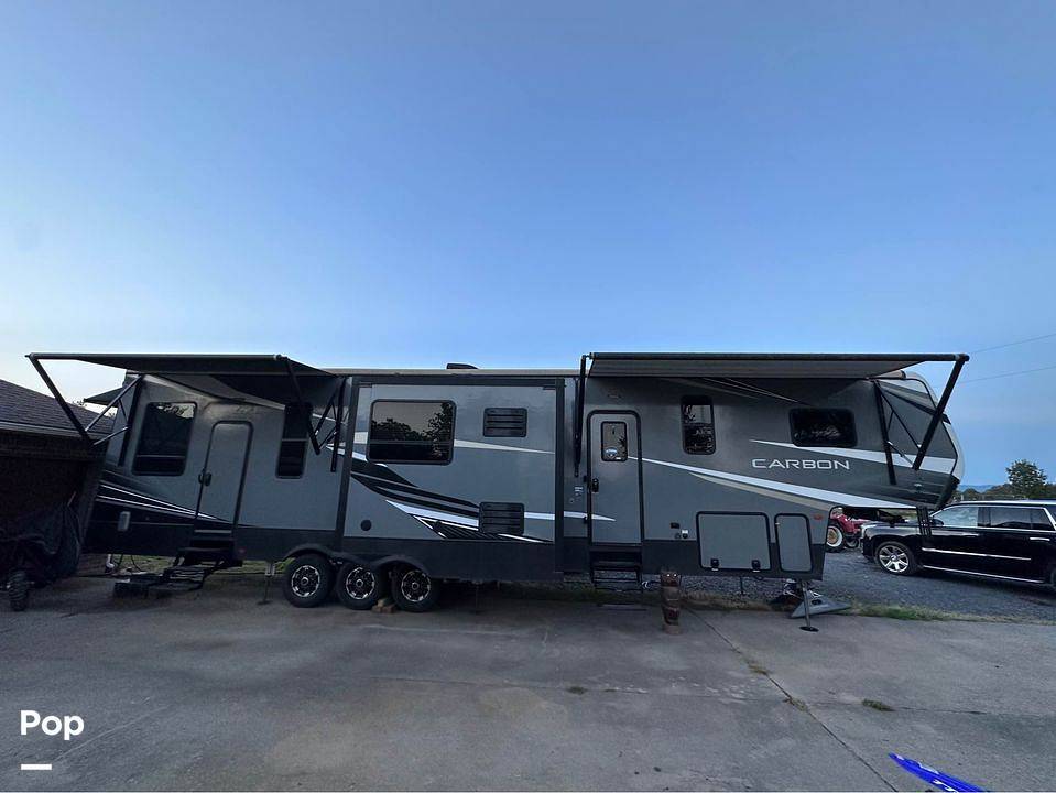 2020-2024 403 Carbon For Sale - Keystone RVs - RV Trader