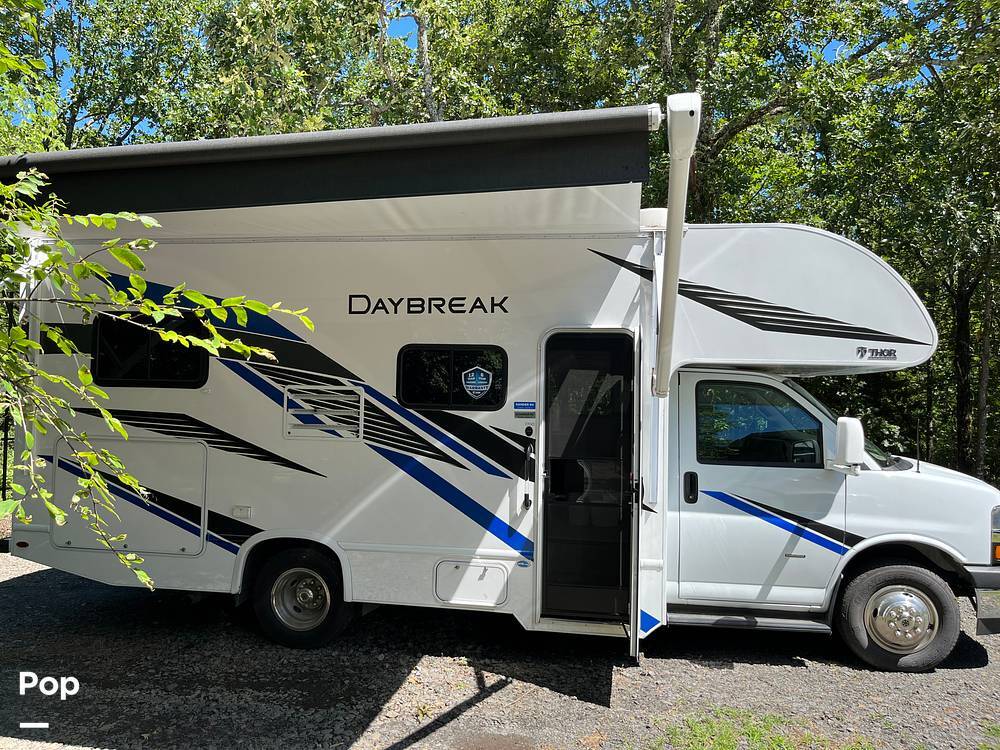 2021 22GO Daybreak For Sale - Thor Motor Coach RVs - RV Trader