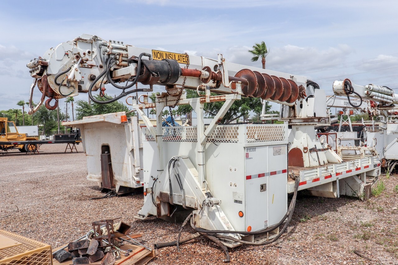 2006 Altec - Used 2006 ALTEC Digger Derricks TX