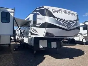 Genesis Supreme Rv Genesis Supreme Toy Hauler Campers For Sale - RV Trader