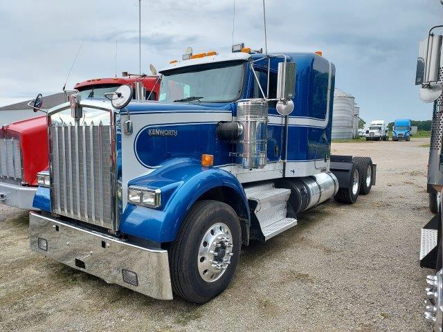 Kenworth W900 Conventional - Sleeper Truck For Sale - Commercial Truck ...