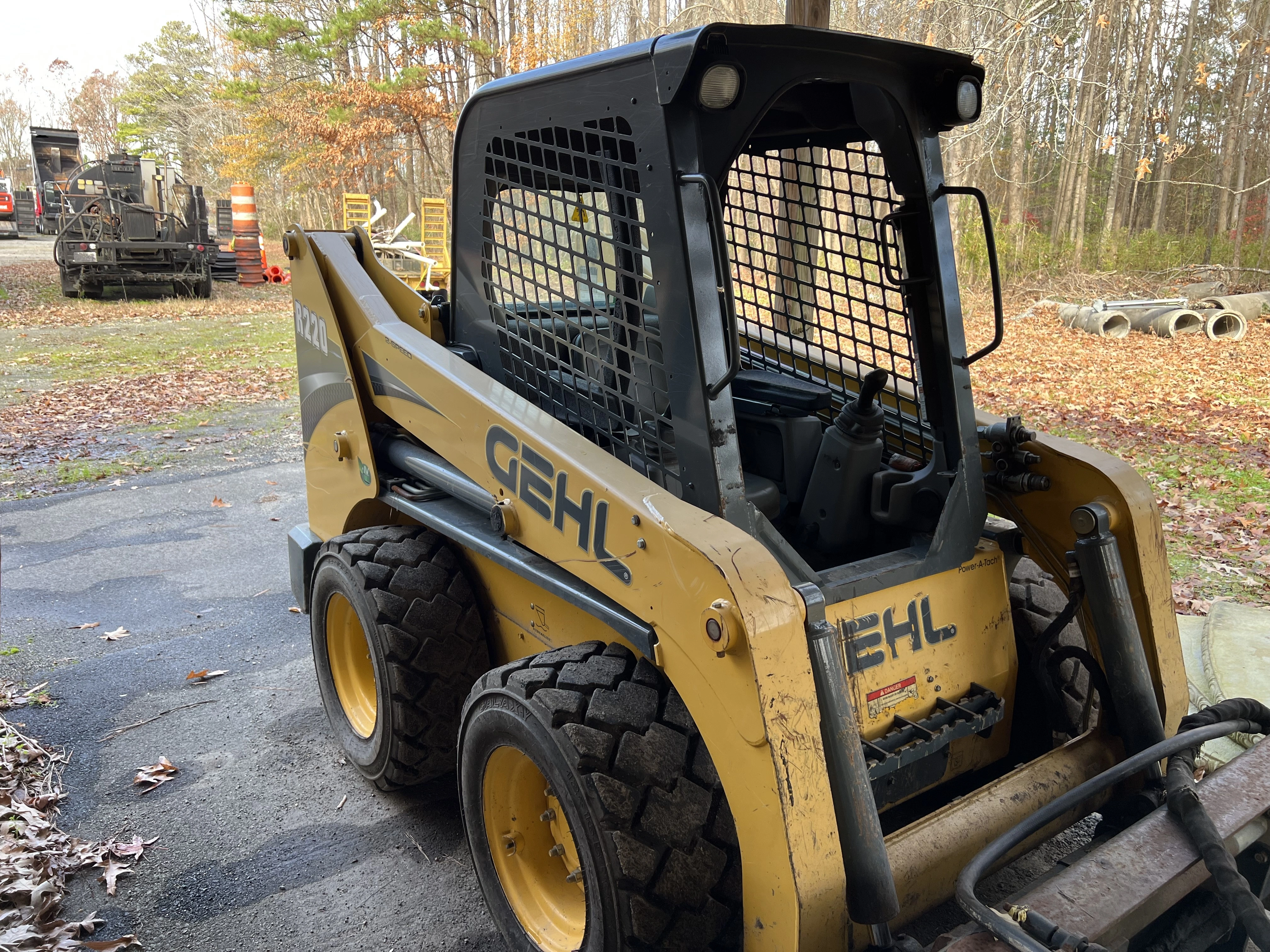 Gehl 3825 Skid Steer Skid Steers For Sale - Gehl 3825 Skid Steer Skid ...