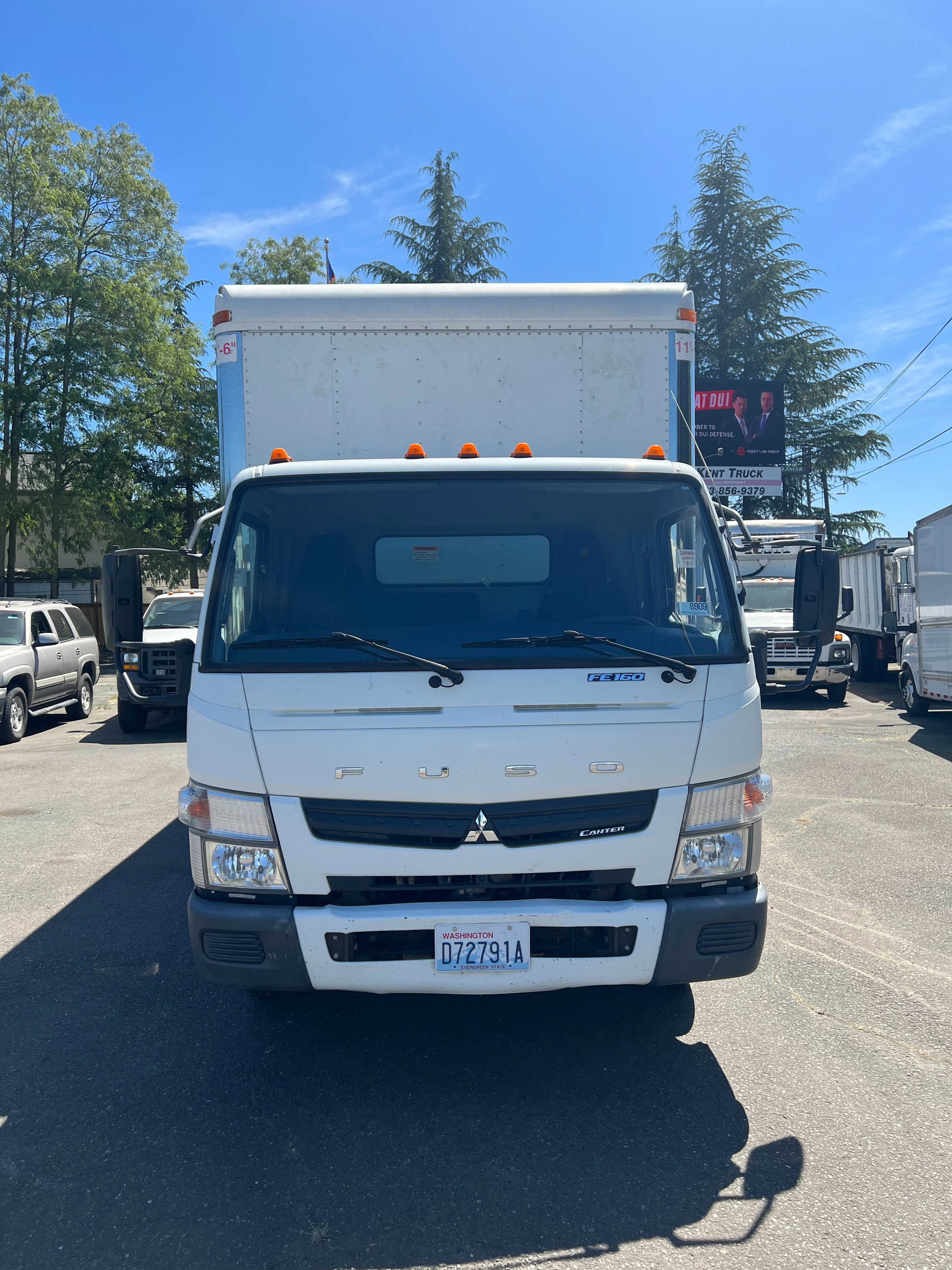 Mitsubishi Fuso Box Truck - Straight Truck For Sale - Commercial Truck ...