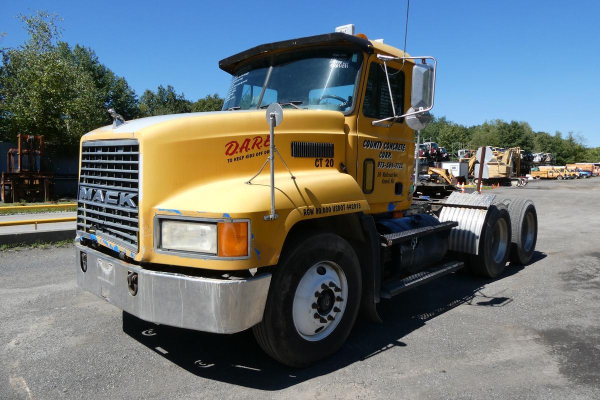 Used 1999 Mack CH613 For Sale in Sparrowbush, NY - 5027846038 ...
