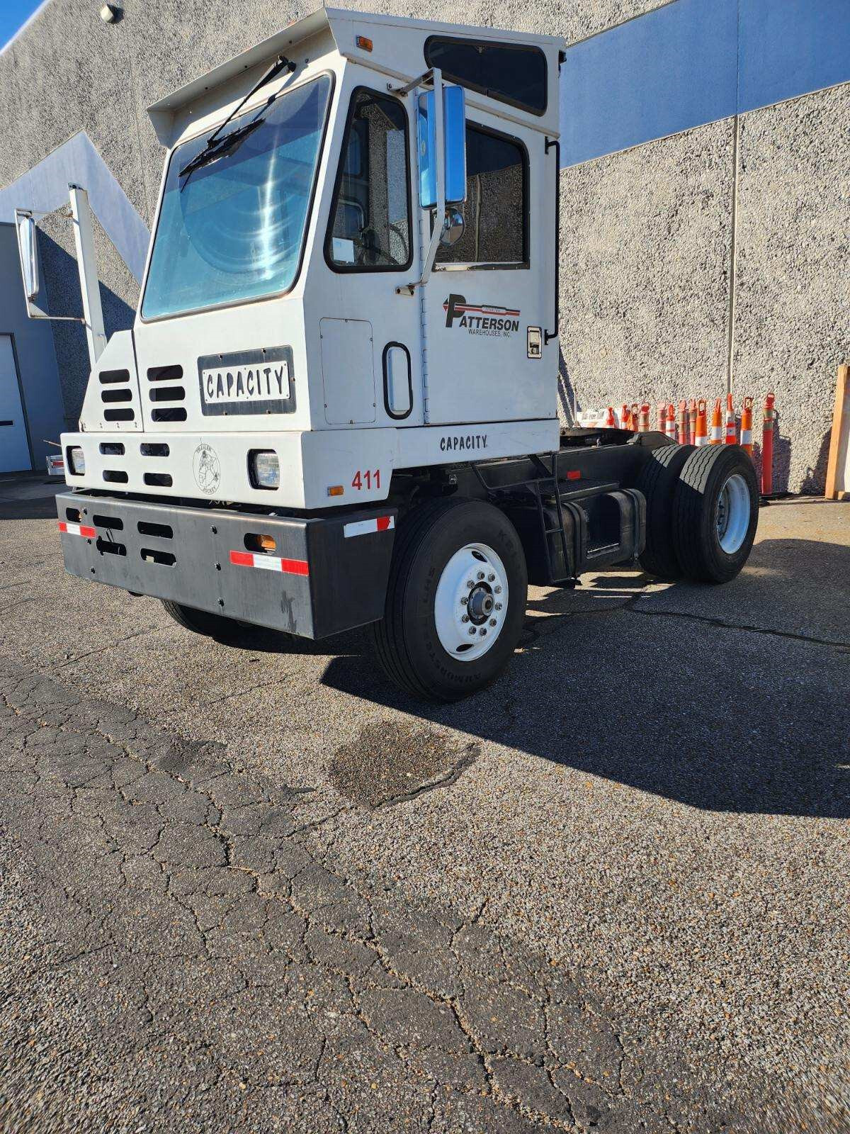 Used 1999 Capacity Tj5000 in Memphis, TN - 5029837524 - Commercial ...