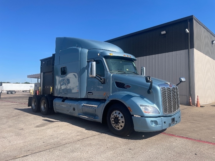 Used 2016 Peterbilt 579 For Sale in Dallas, TX - 5036114538 ...