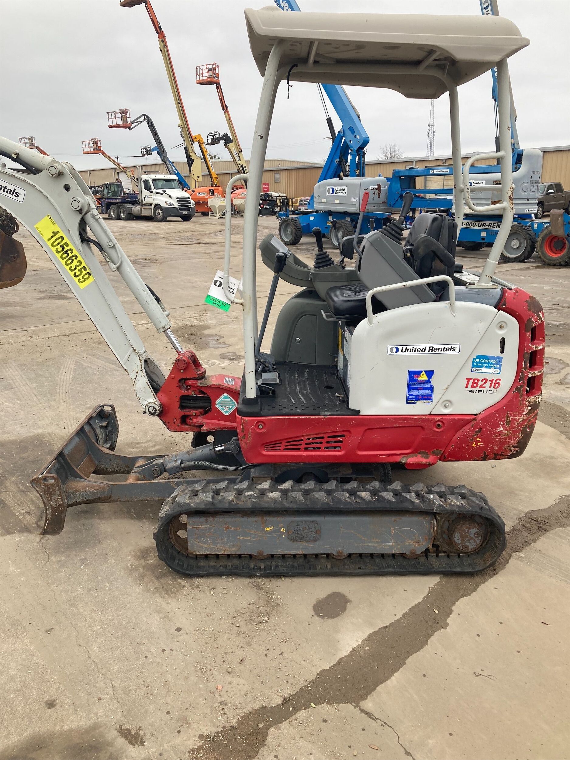Used 2017 Takeuchi TB216 For Sale in College Station, TX - 5030160243 ...