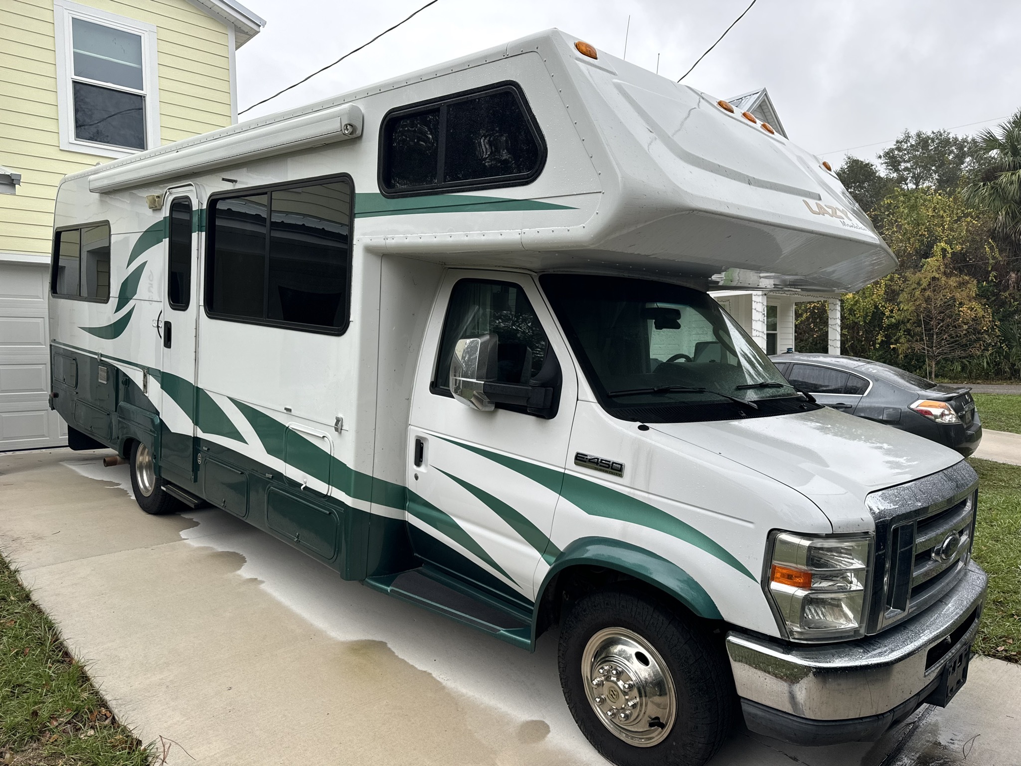 Lazy Daze For Sale - Lazy Daze Class C RVs - Class C Motorhomes - RV Trader