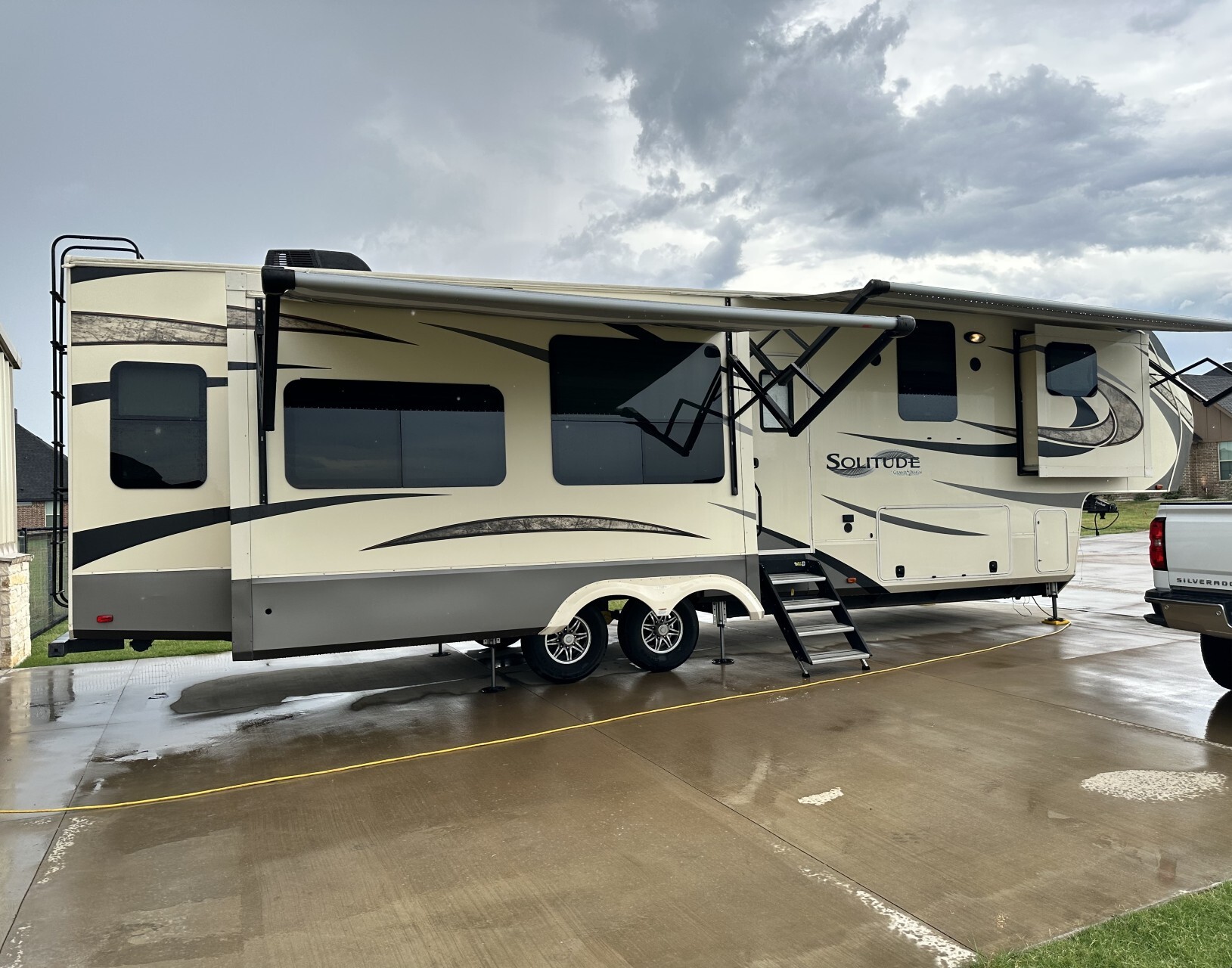 384GK Solitude For Sale - Grand Design RVs - RV Trader