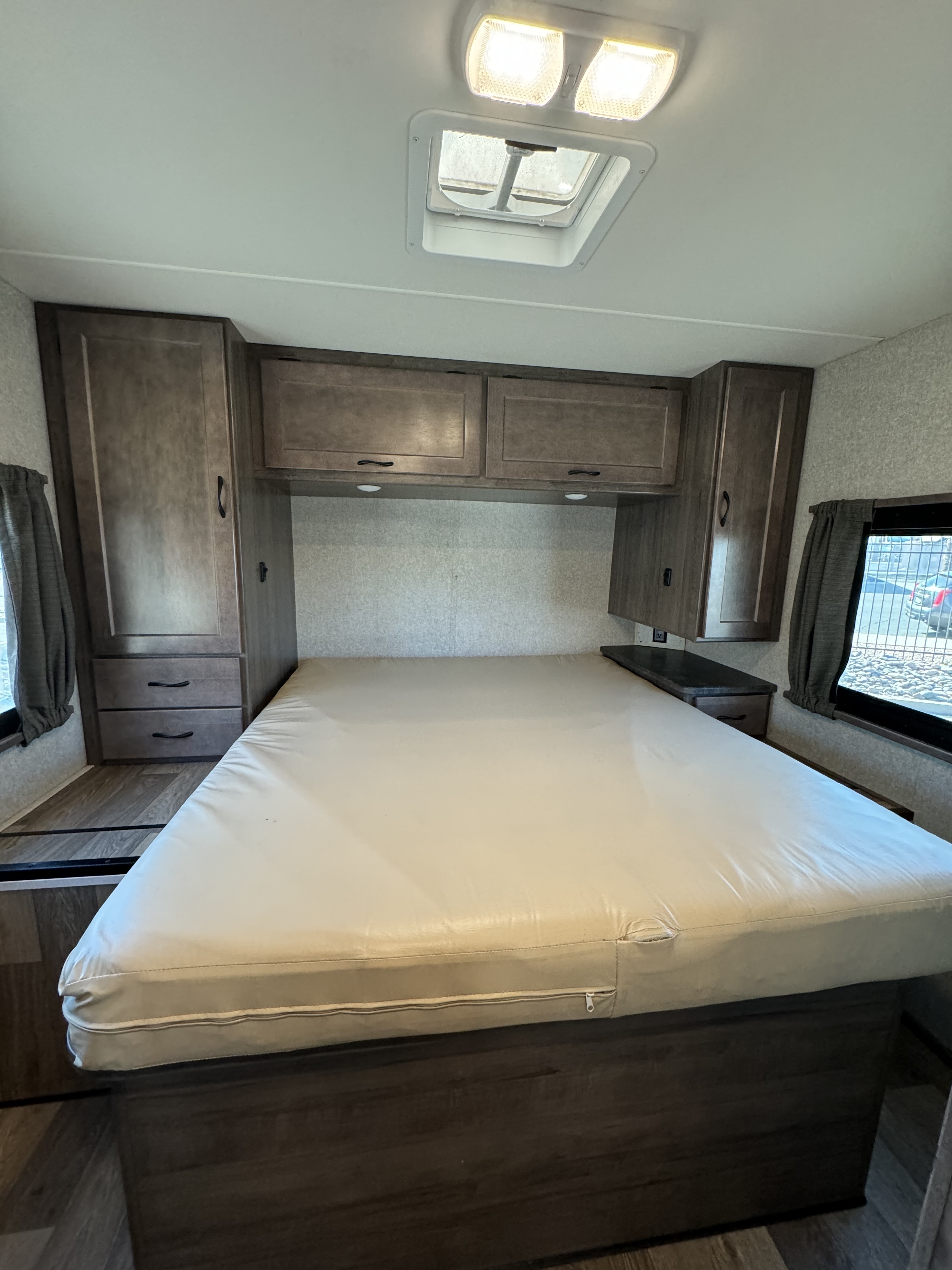 Used 2019 Thor Motor Coach Majestic 28A For Sale in Mesa, AZ ...