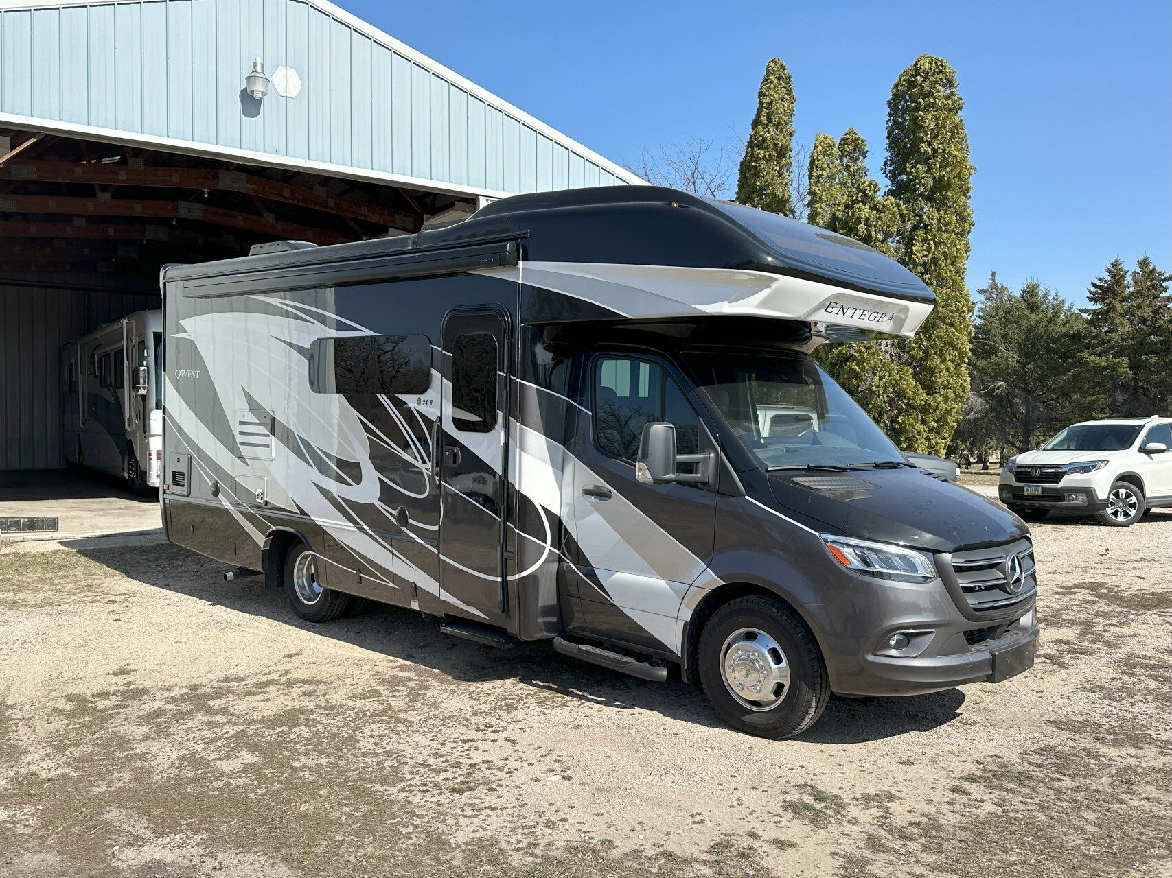 Used 2022 Entegra Coach Qwest 24r in Pleasant Hill, IA - 5031349303 ...