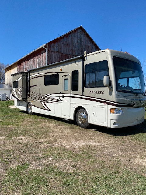376, WI - Palazzo For Sale - Thor Motor Coach Class A RVs - Class A ...