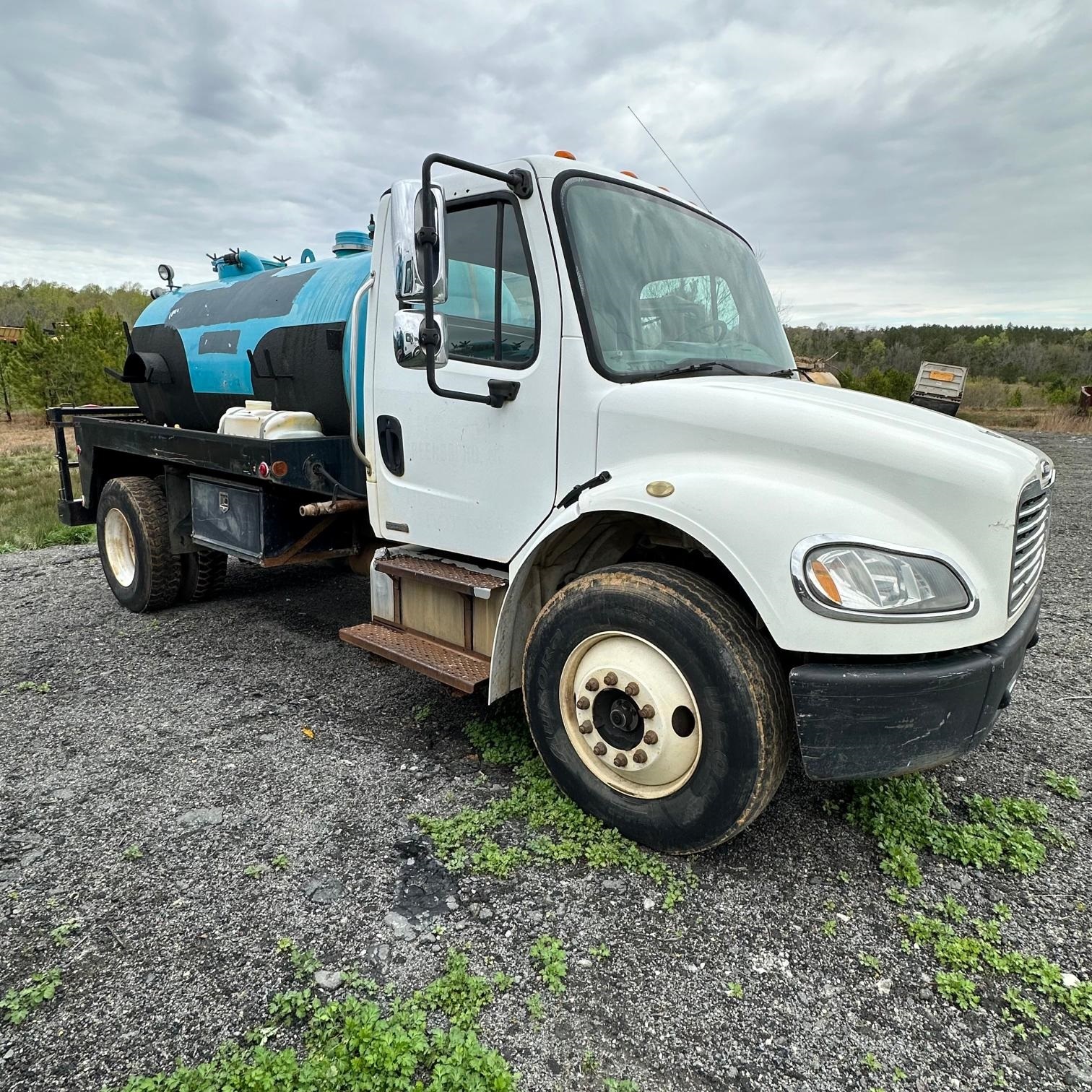 Used 2006 Freightliner MM106042S For Sale in Williamsburg, VA ...