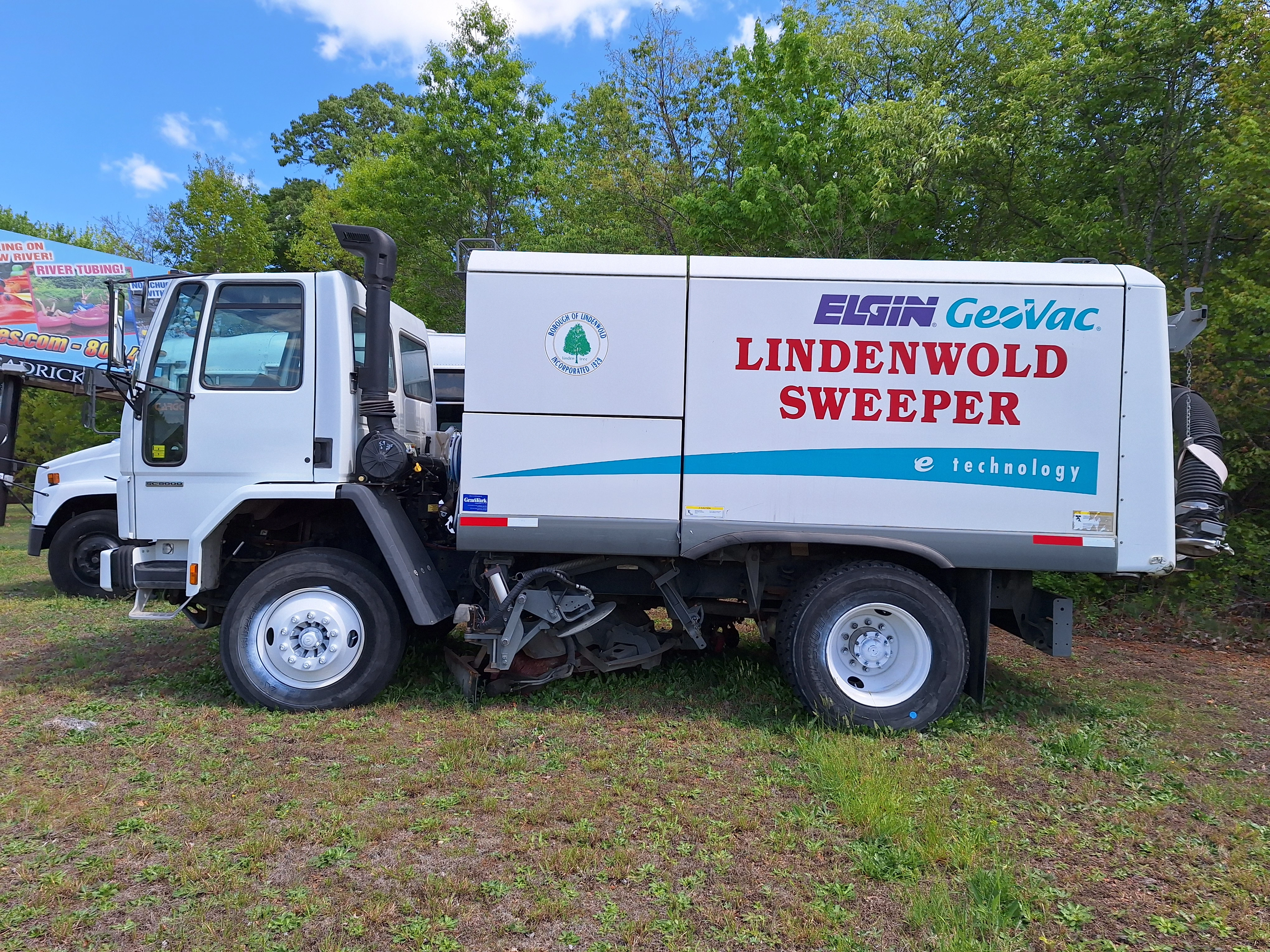 Sweeper For Sale - Commercial Truck Trader