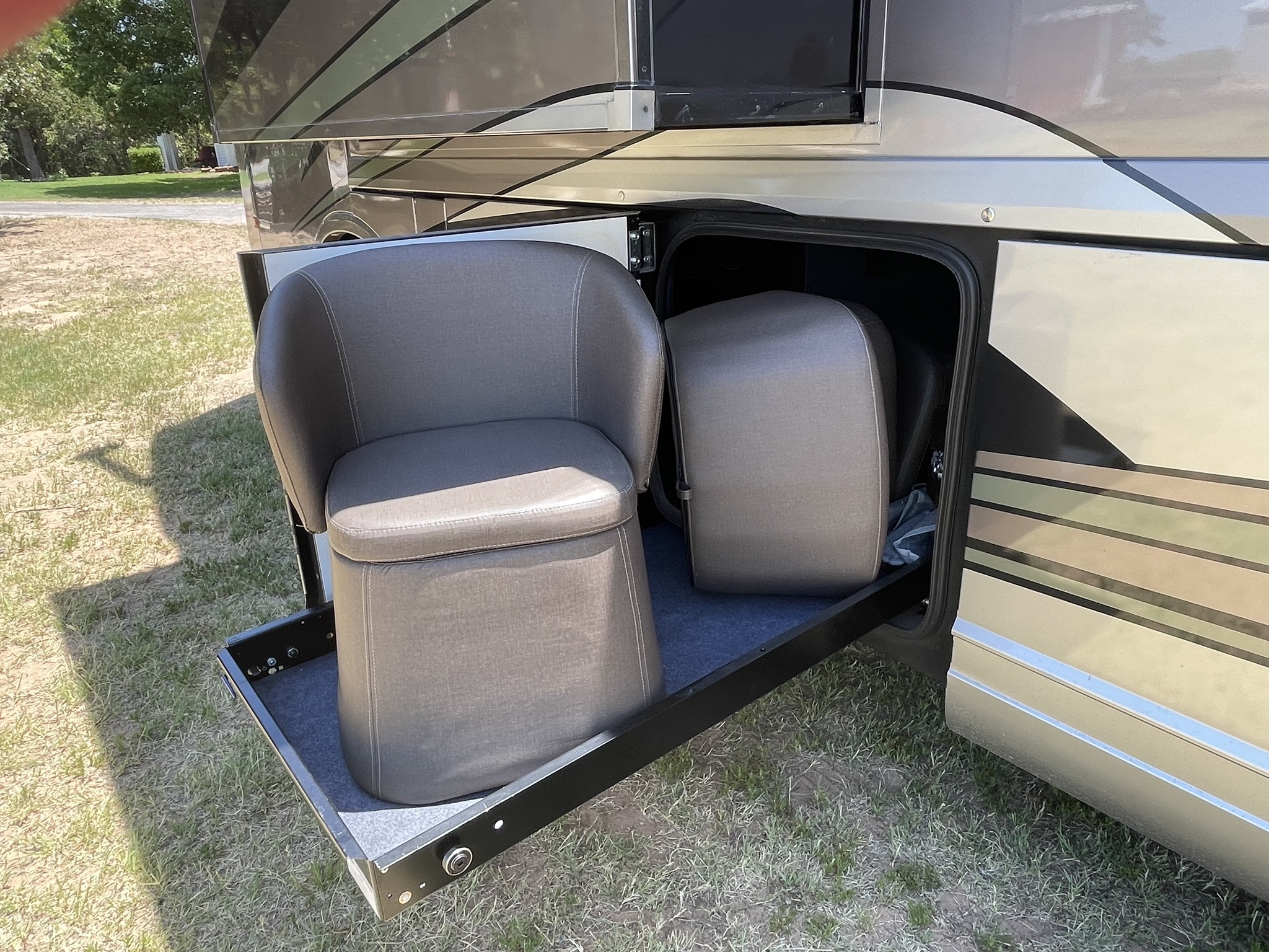 Used 2022 Winnebago Journey in Alvord, TX - 5031532370 - RV Trader