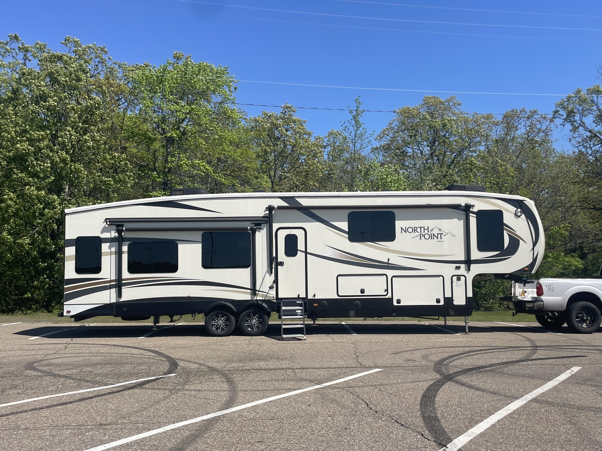2016 377RLBH North Point For Sale - Jayco RVs - RV Trader