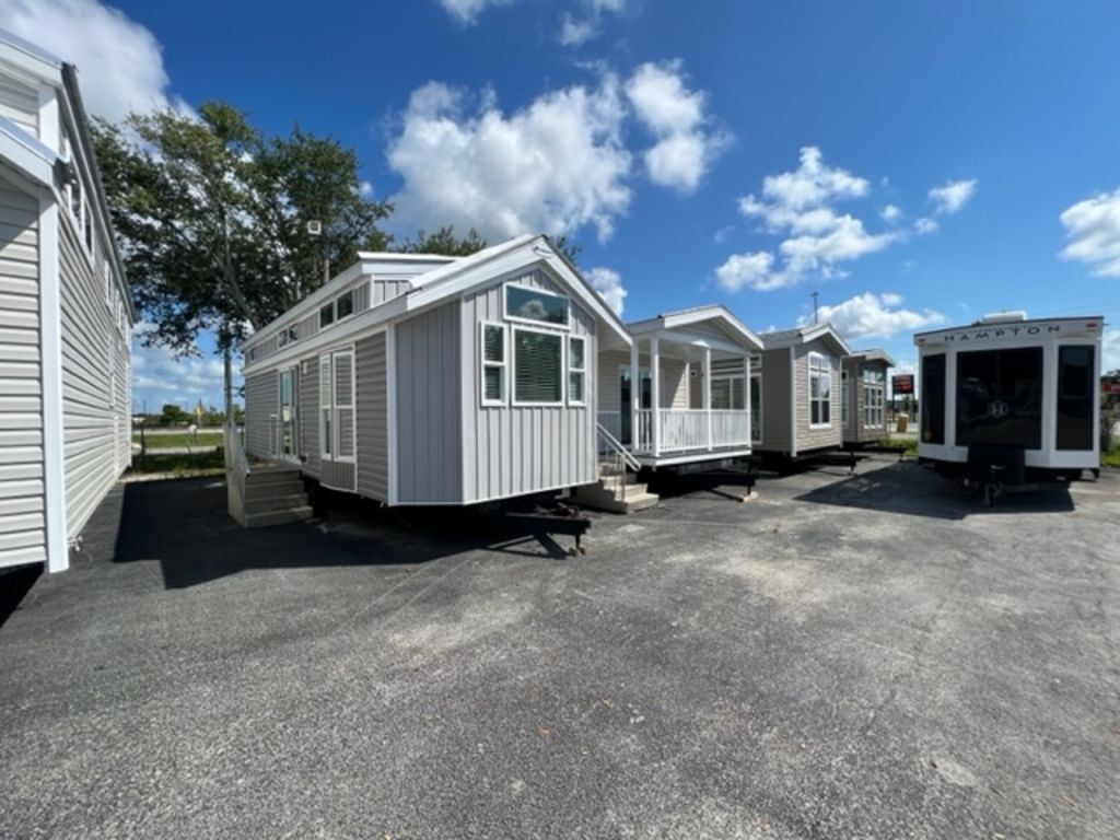 Lv, FL - Kropf Park Models For Sale - RV Trader