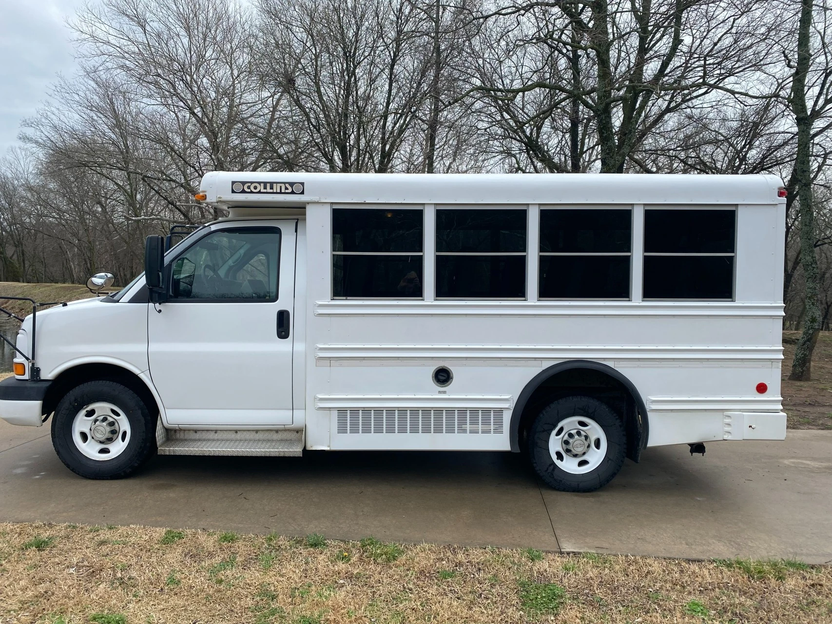 Minibus Trucks for Sale | Commercial Truck Trader