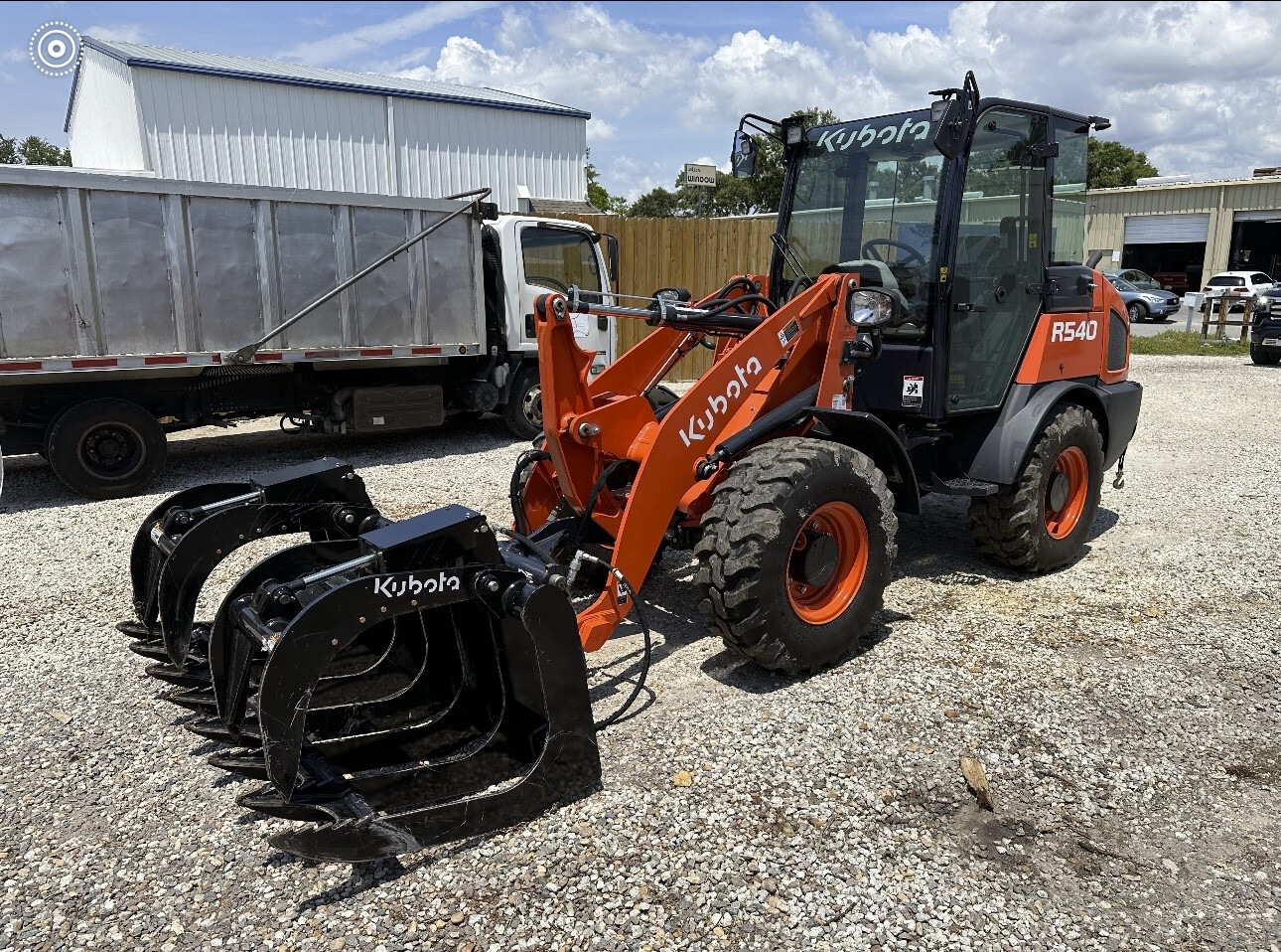 Kubota R520 Equipment For Sale - Kubota R520 Equipment - Equipment Trader