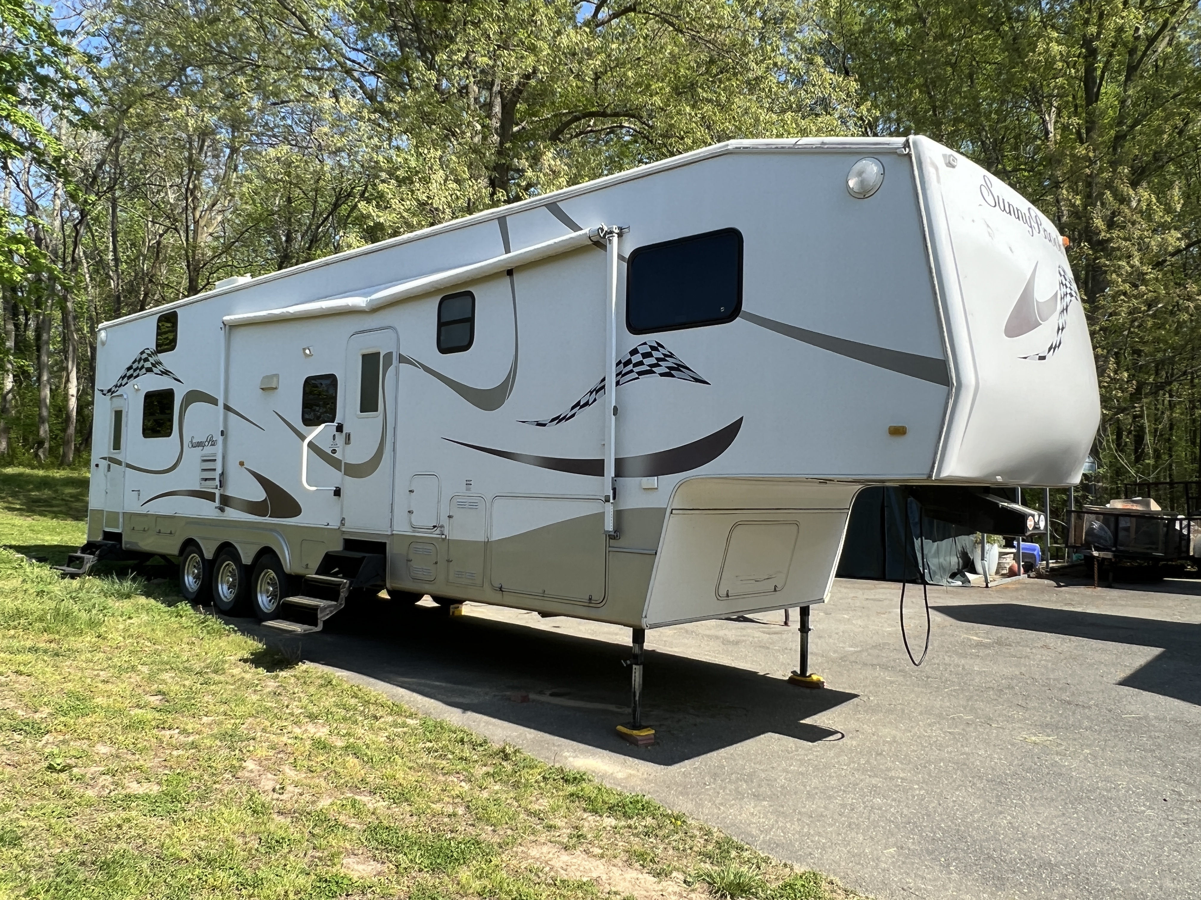 Sunnybrook For Sale - Sunnybrook Fifth Wheel RVs - Fifth Wheels - RV Trader