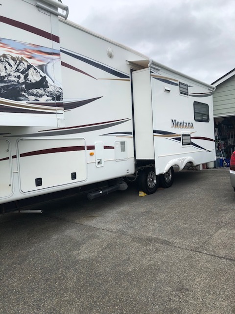 2011 Montana For Sale - Keystone RVs - RV Trader