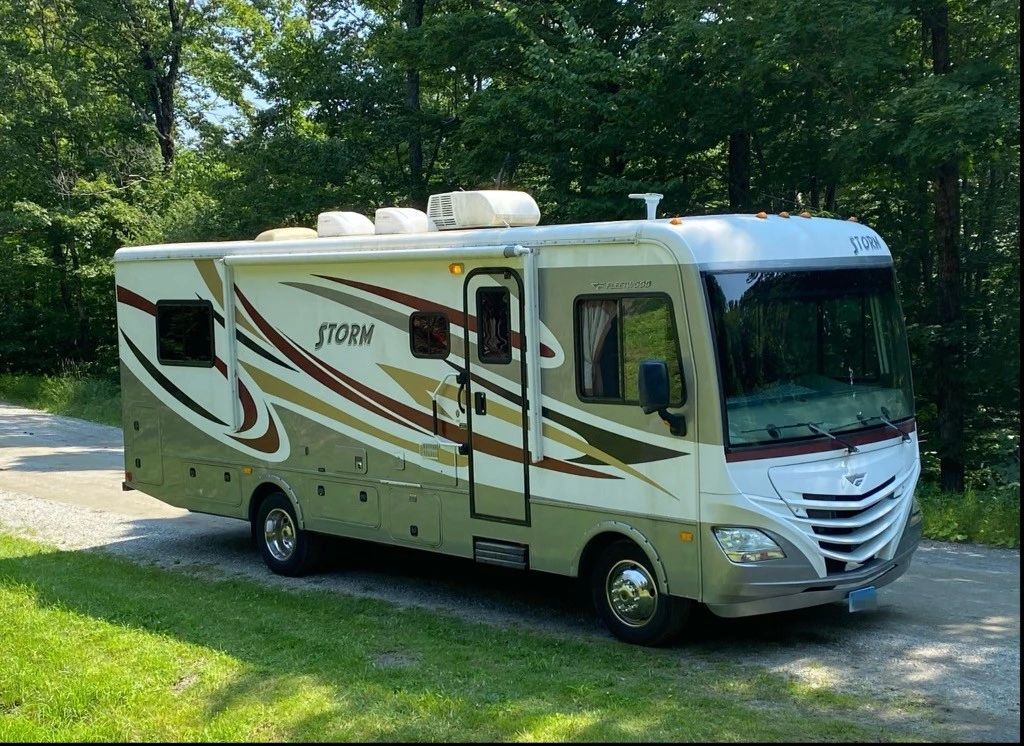 28F Storm For Sale - Fleetwood RVs - RV Trader