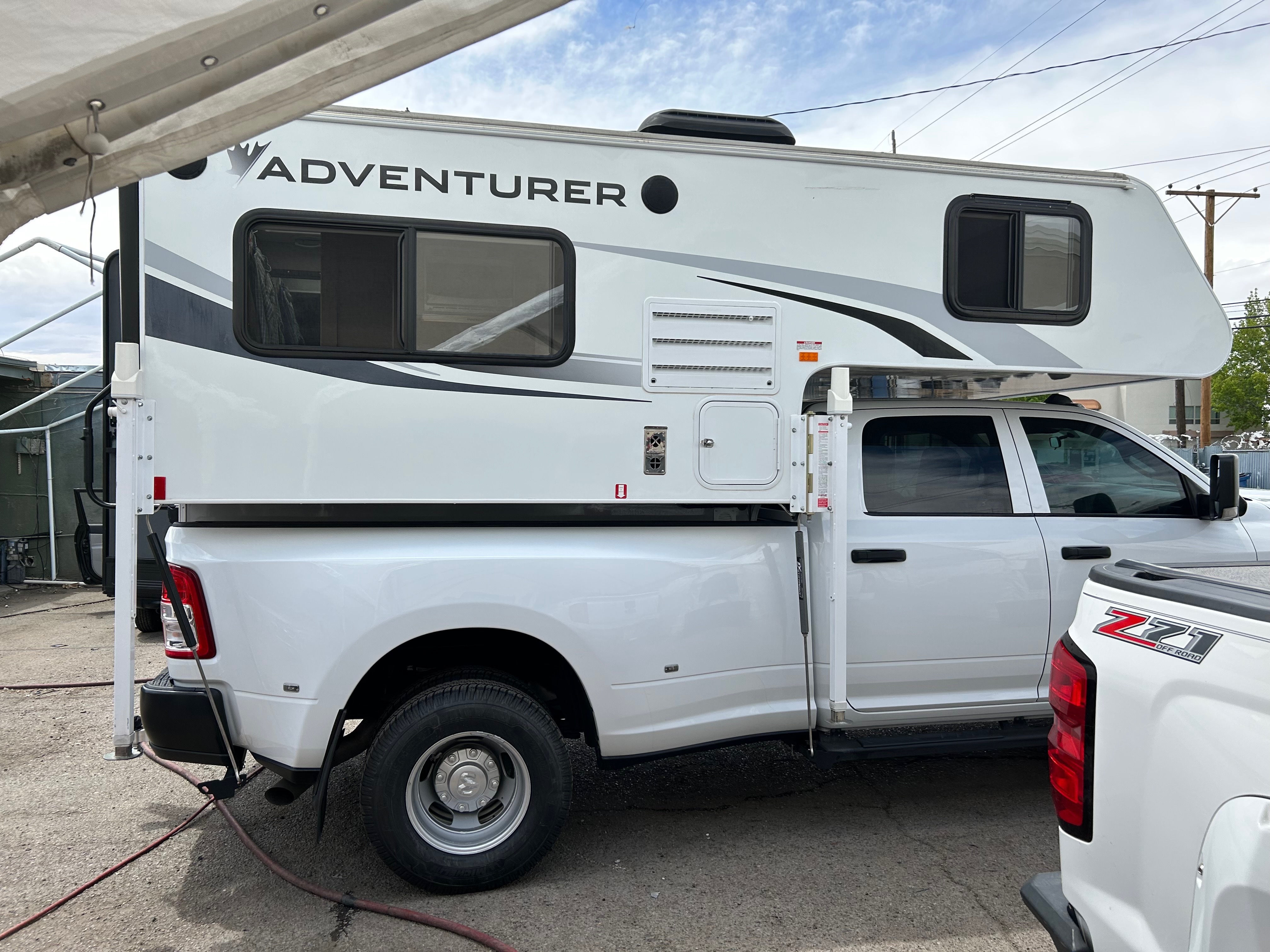 Adventurer For Sale - Adventurer Manufacturing Truck Camper RVs - Truck ...