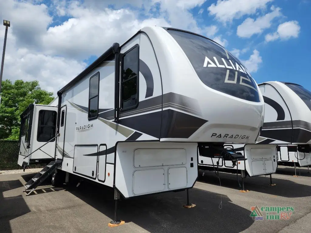 Alliance RV Paradigm 340RL Fifth Wheels For Sale - RV Trader