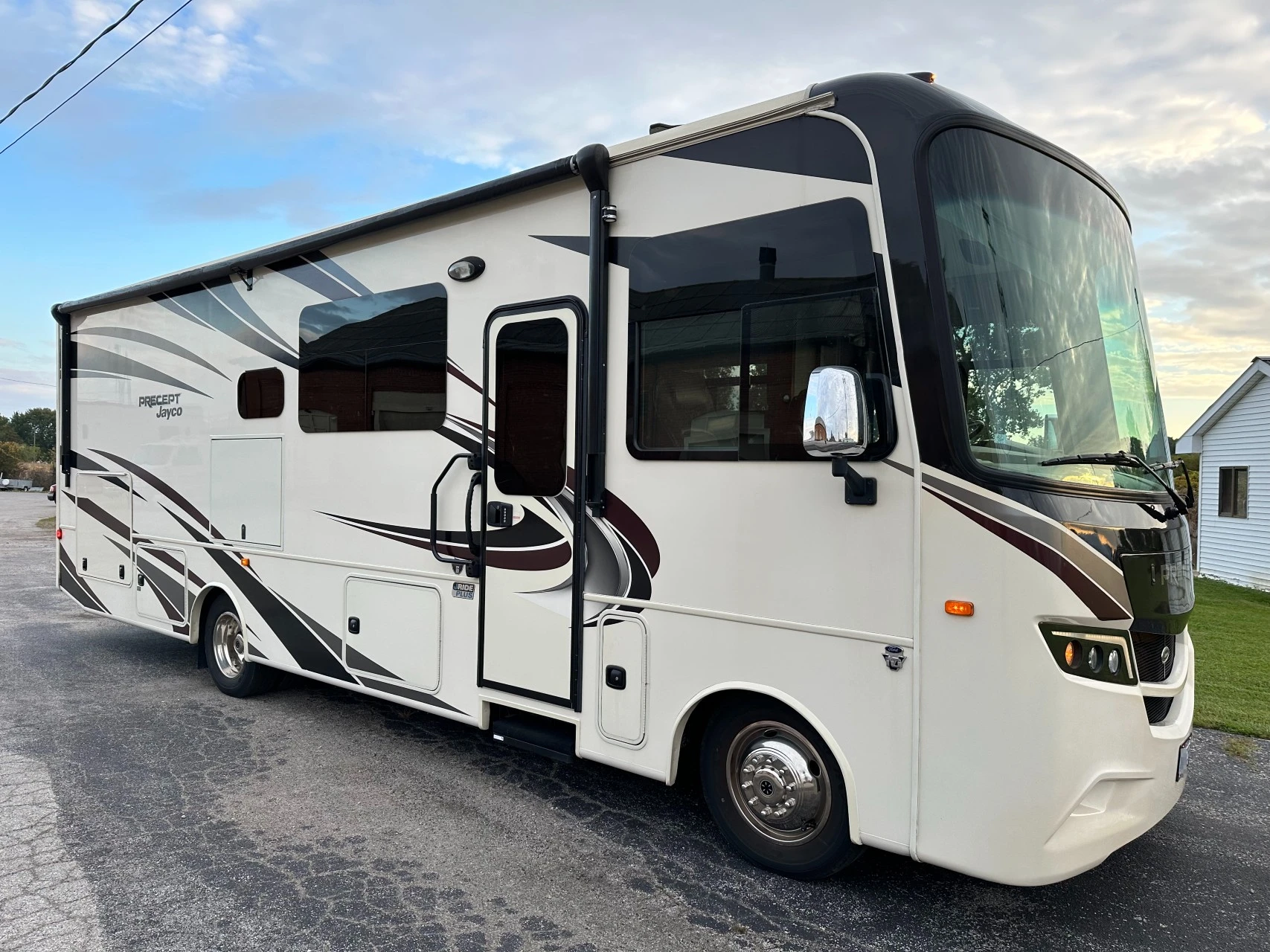29V Precept For Sale - Jayco RVs - RV Trader