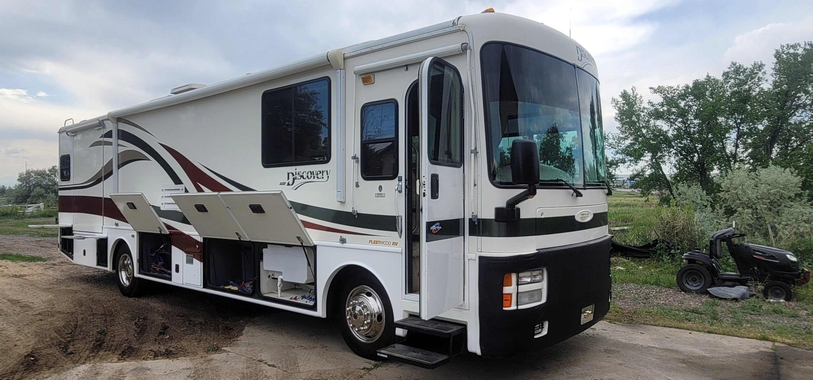 2001 Discovery For Sale - Fleetwood RVs - RV Trader
