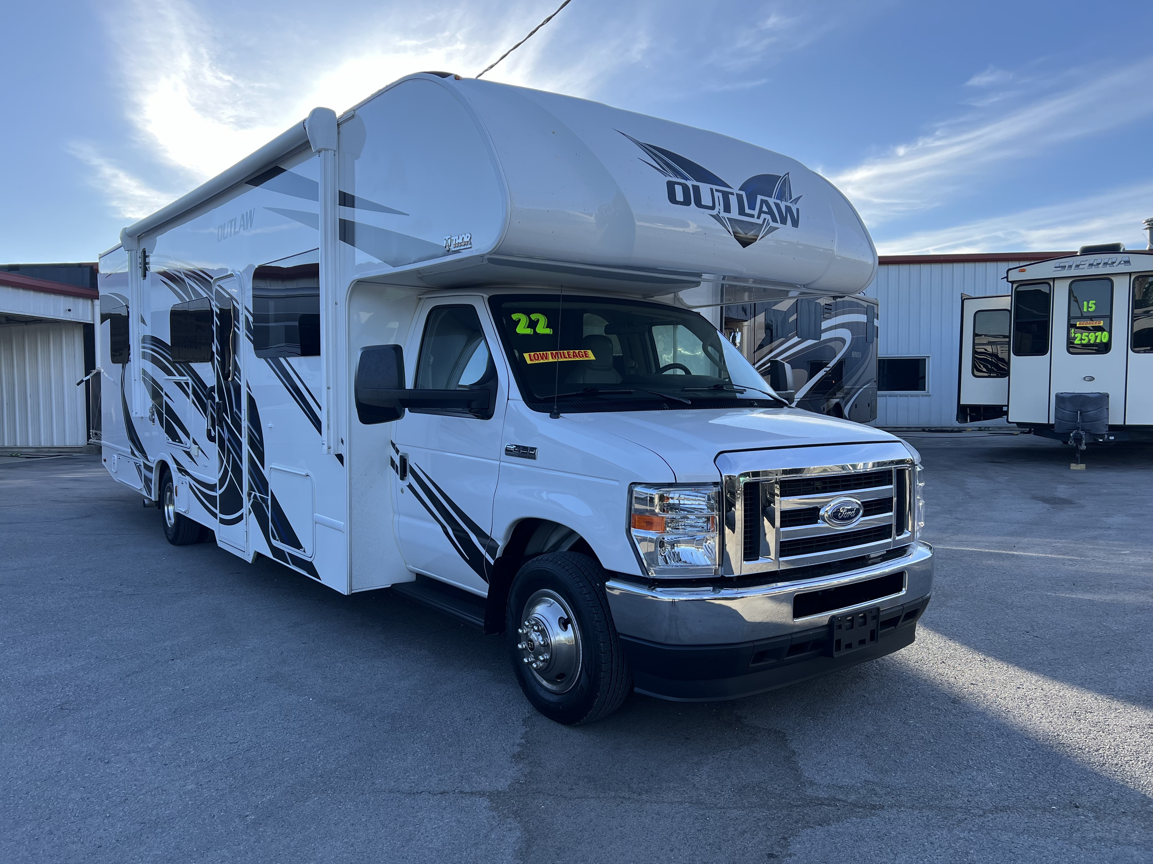 Thor Motor Coach Outlaw Class C RVs For Sale - RV Trader