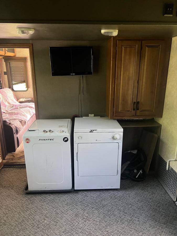 Used 2015 Keystone Raptor 332TS For Sale in Sunset Beach, NC ...