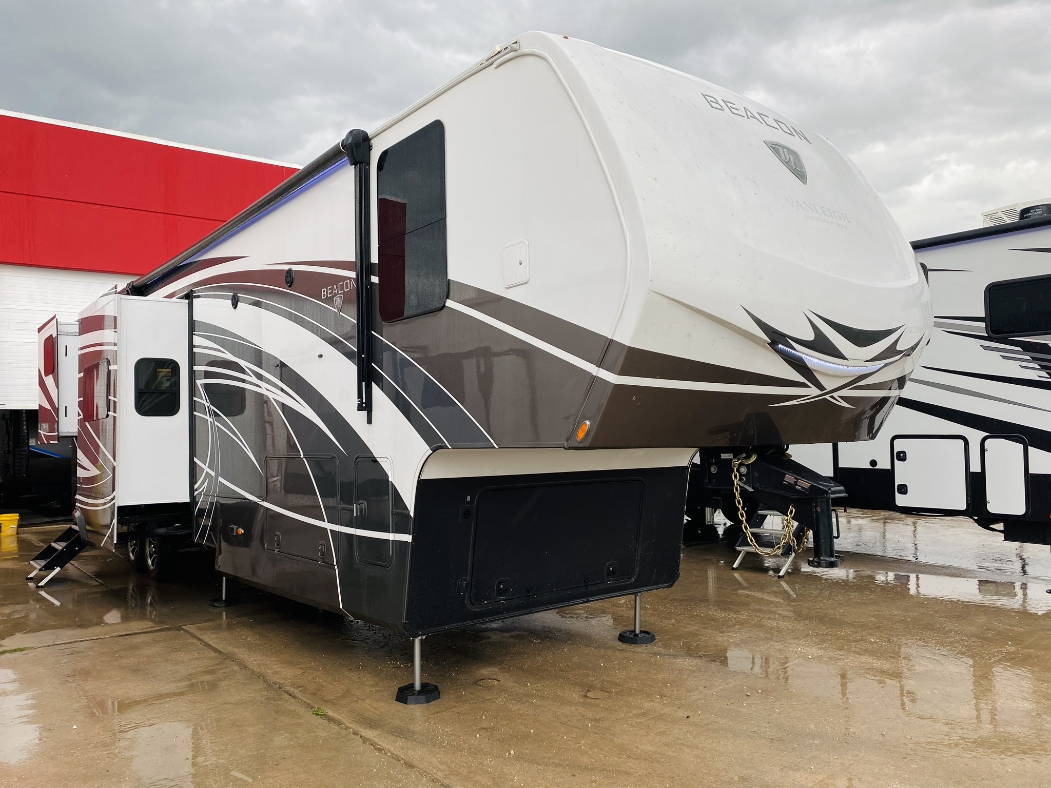 42RKB Beacon For Sale - RVs - RV Trader