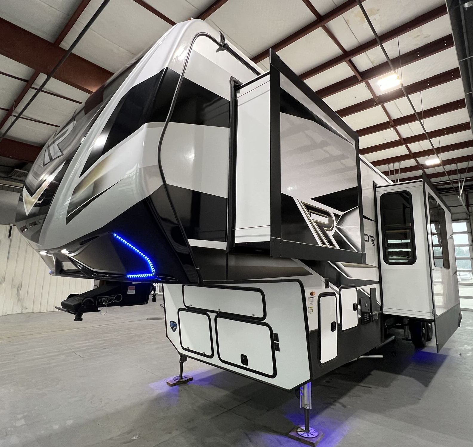 362 Raptor For Sale - Keystone RVs - RV Trader