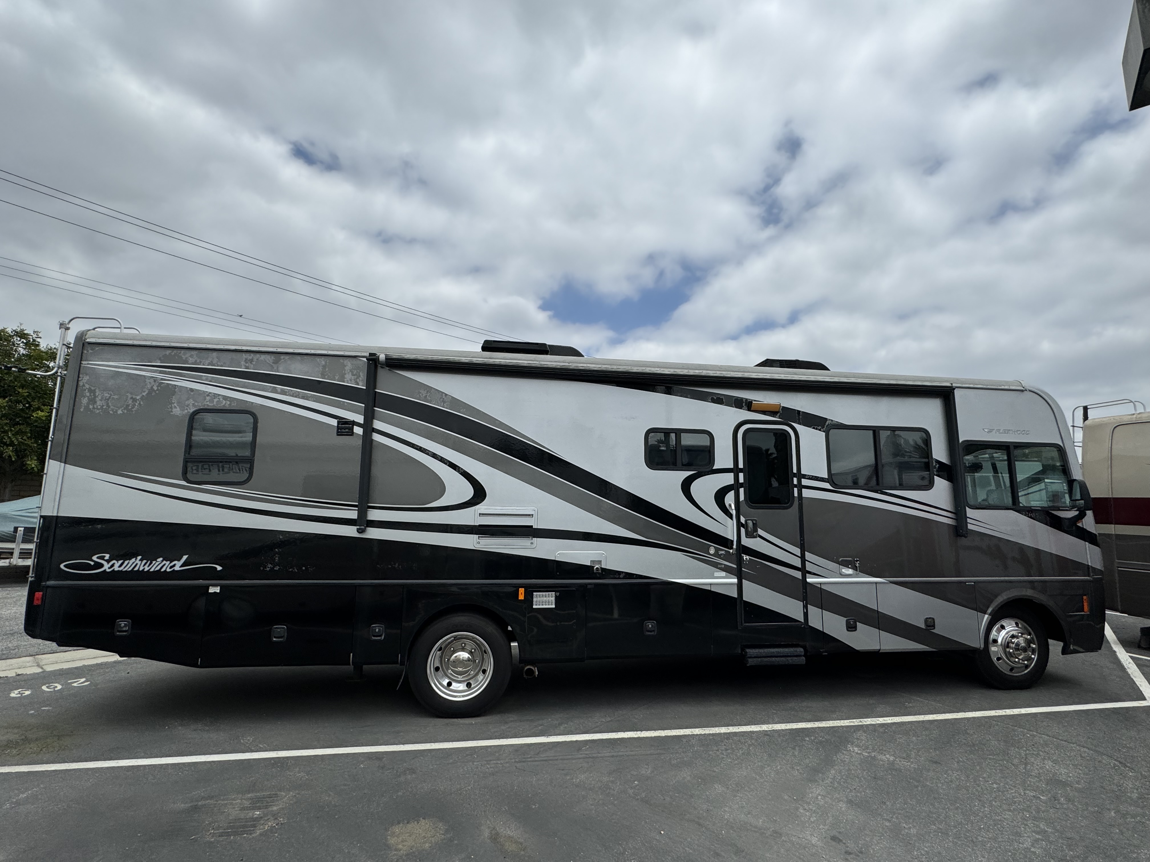 Used 2007 Fleetwood Southwind in Simi Valley, CA - 5032266077 - RV Trader