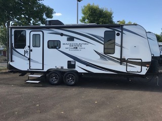 Used 2019 Outdoors Rv Manufacturing Back Country Series in Silverton ...