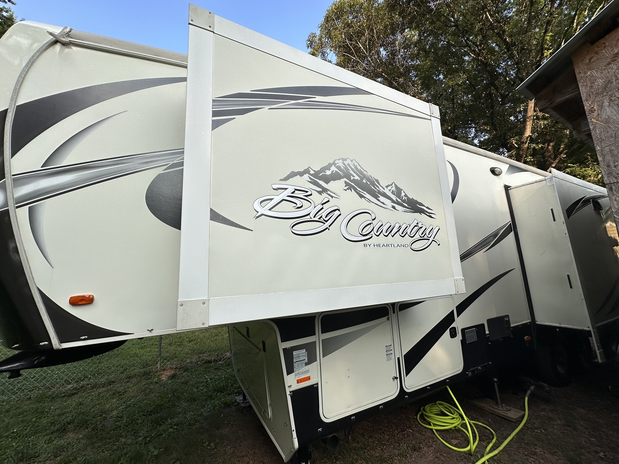 Big Country For Sale - Heartland RVs - RV Trader