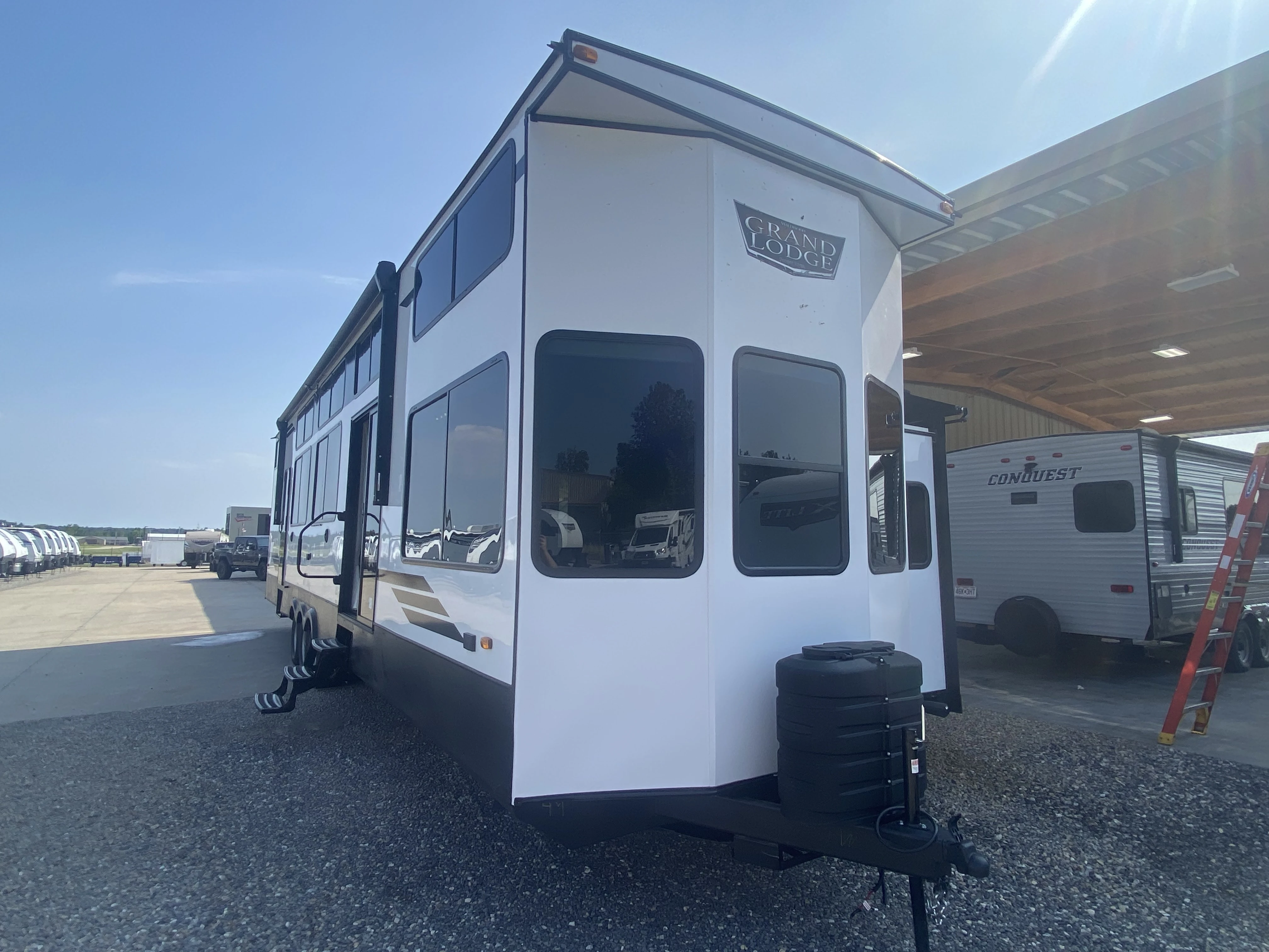 2024 44VIEW Wildwood Grand Lodge For Sale - Forest River RVs - RV Trader