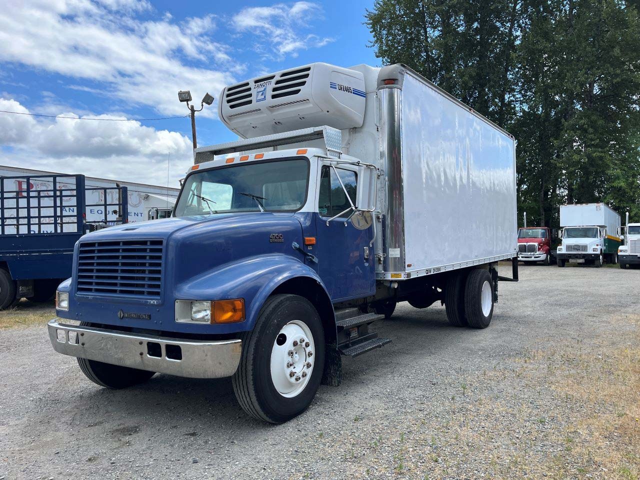 Used 2000 International 4700 For Sale in Pacific, WA - 5032507819 ...