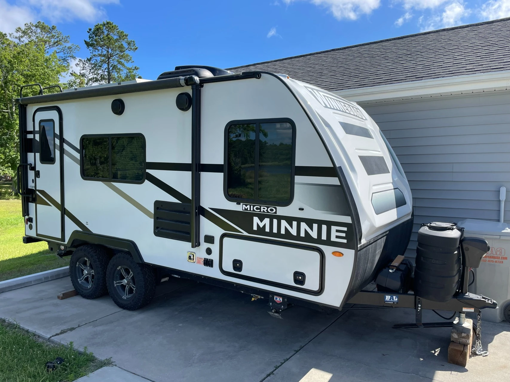 1720FB Micro Minnie For Sale - Winnebago Travel Trailer RVs - Travel ...
