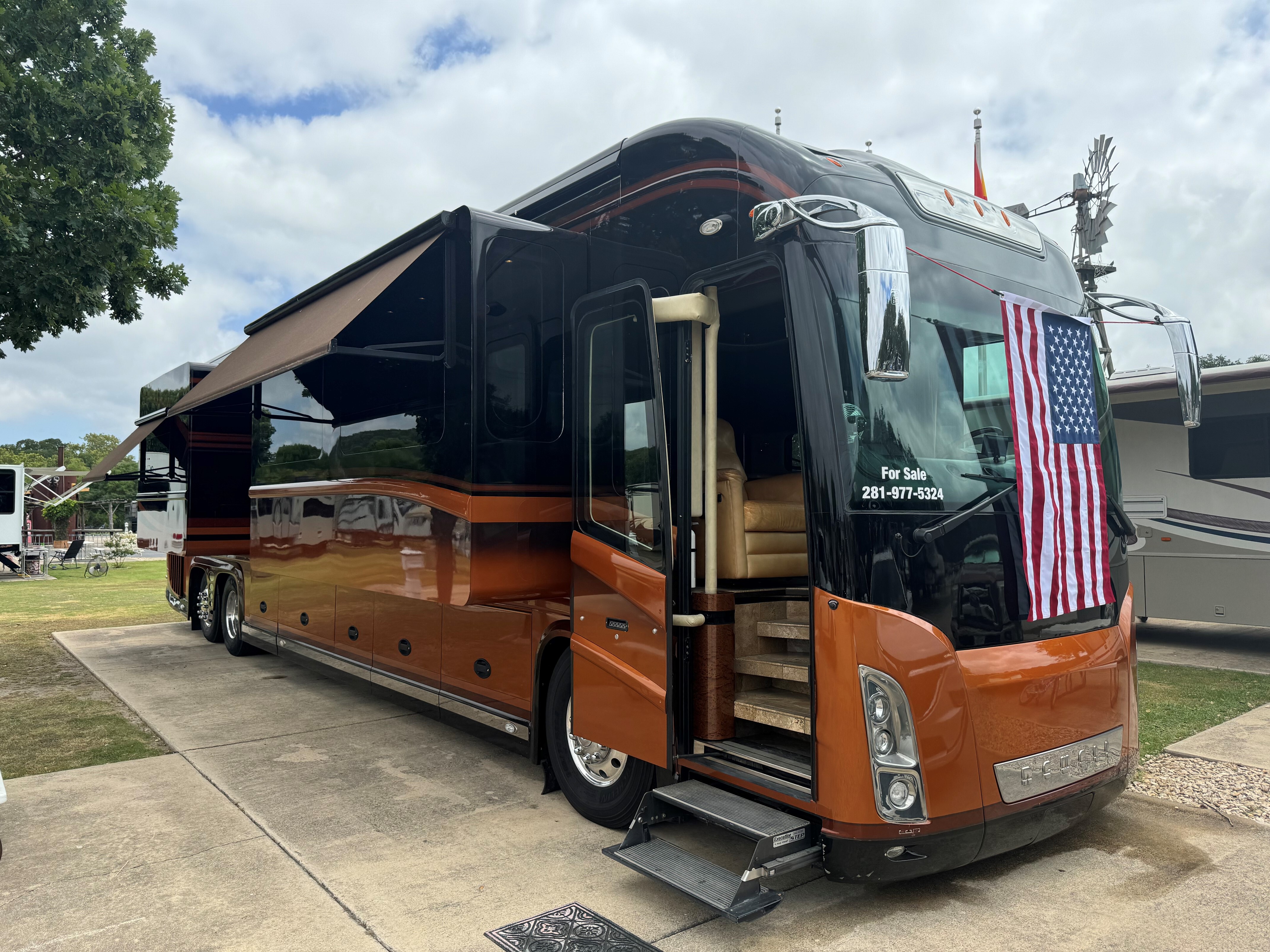 2008 Newell Coach For Sale - Newell Coach RVs - RV Trader