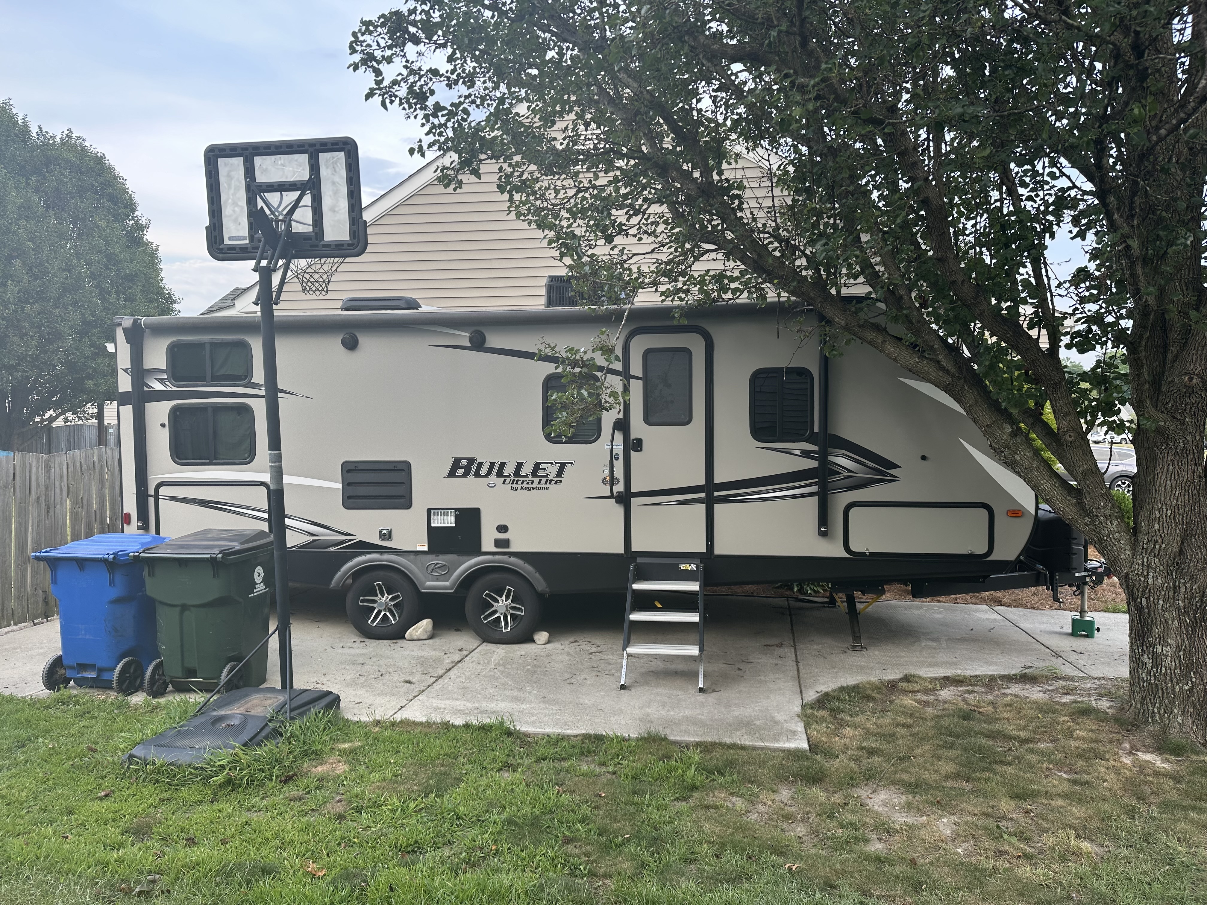 243BHS Bullet For Sale - Keystone RVs - RV Trader