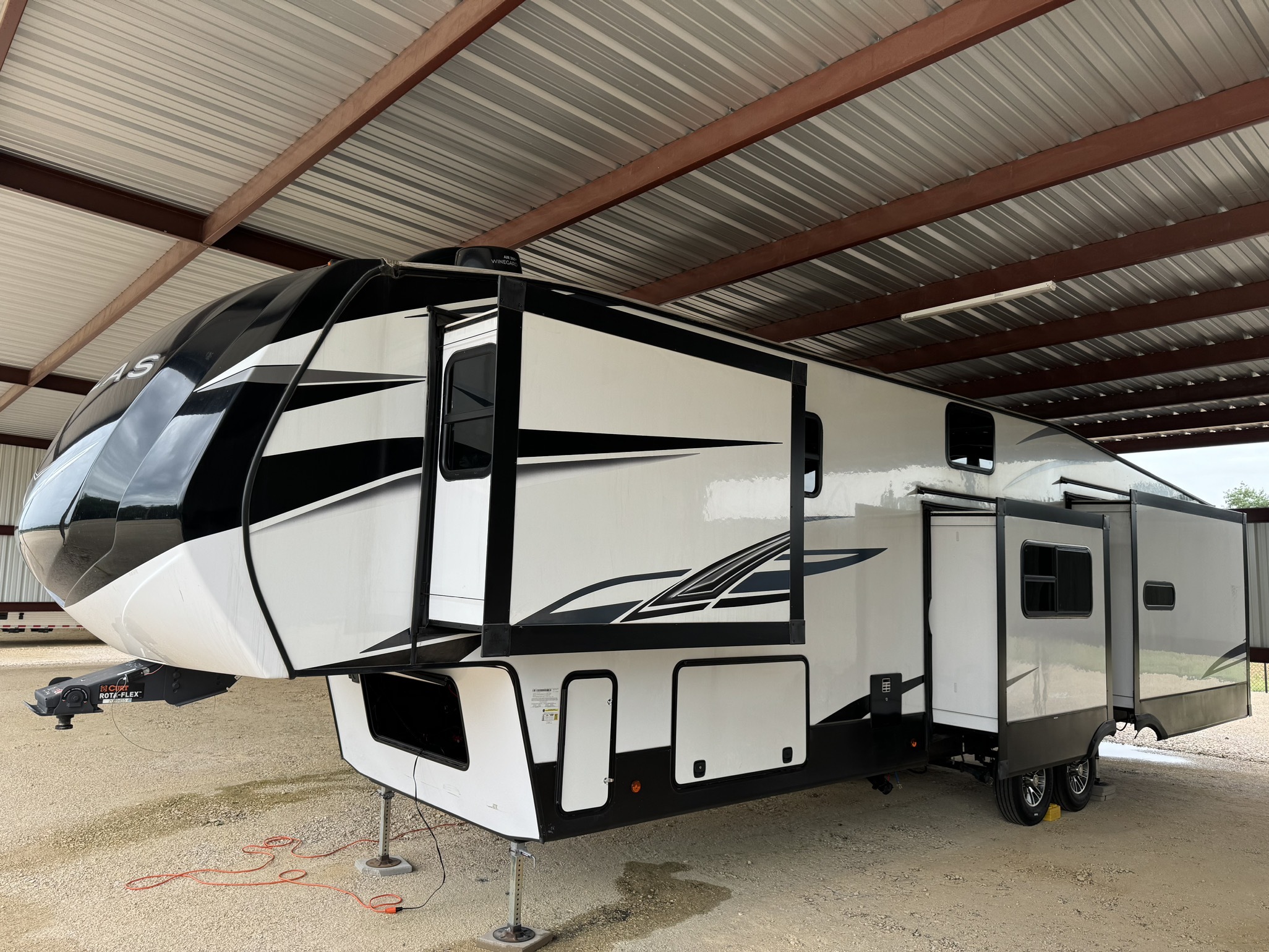 Used 2022 Dutchmen Atlas in Blue Ridge, TX - 5032546567 - RV Trader