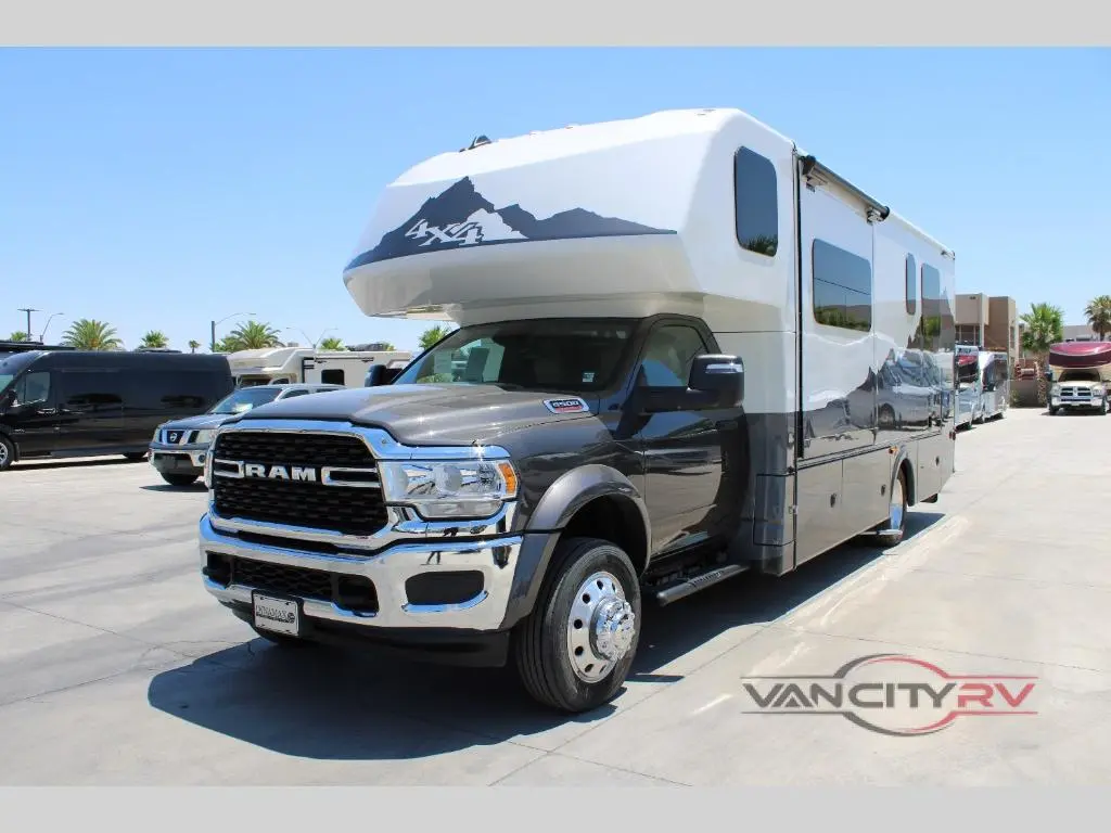 Dynamax Corp Isata 5 Series 28SS RVs For Sale - RV Trader
