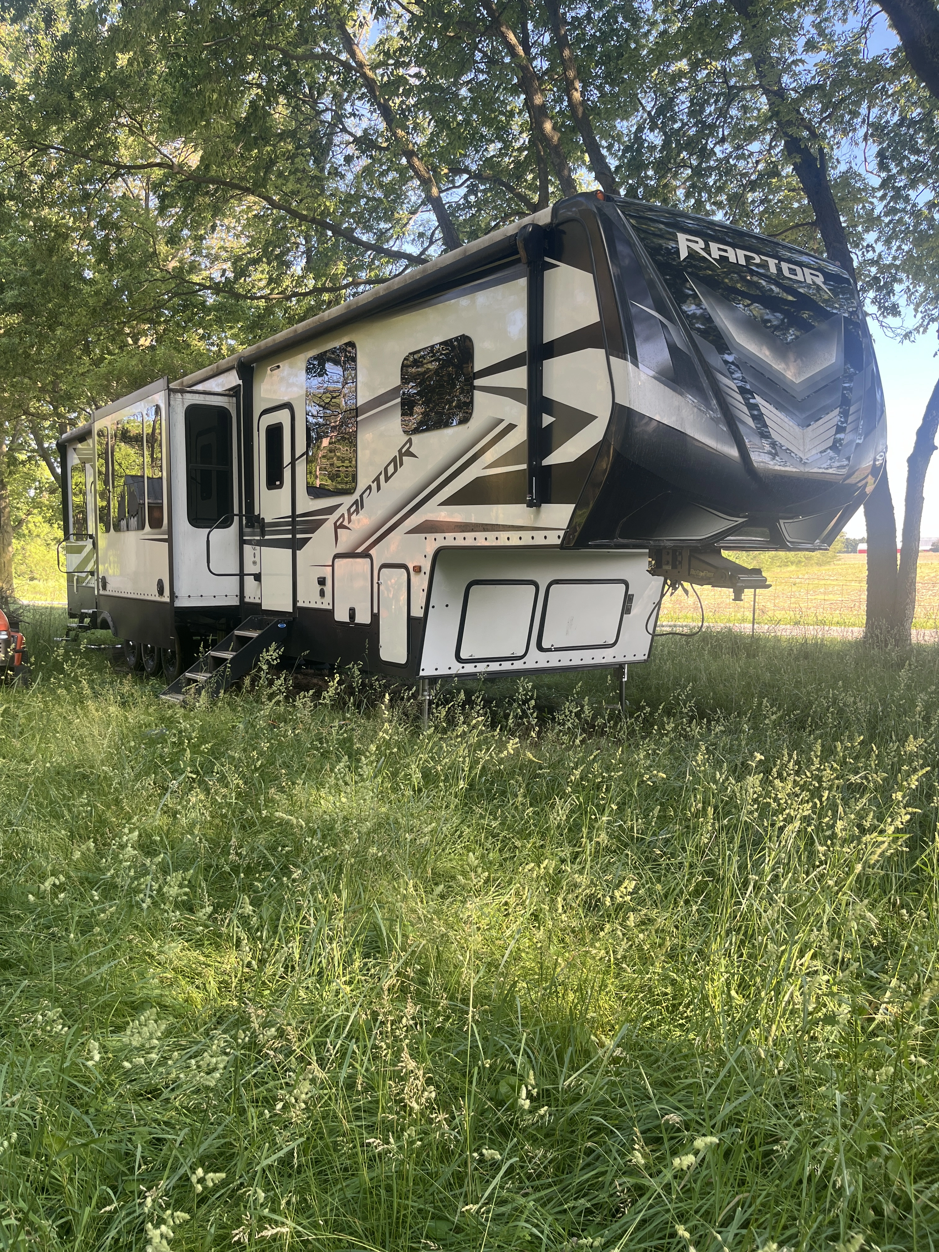 2021 415 Raptor For Sale - Keystone RVs - RV Trader