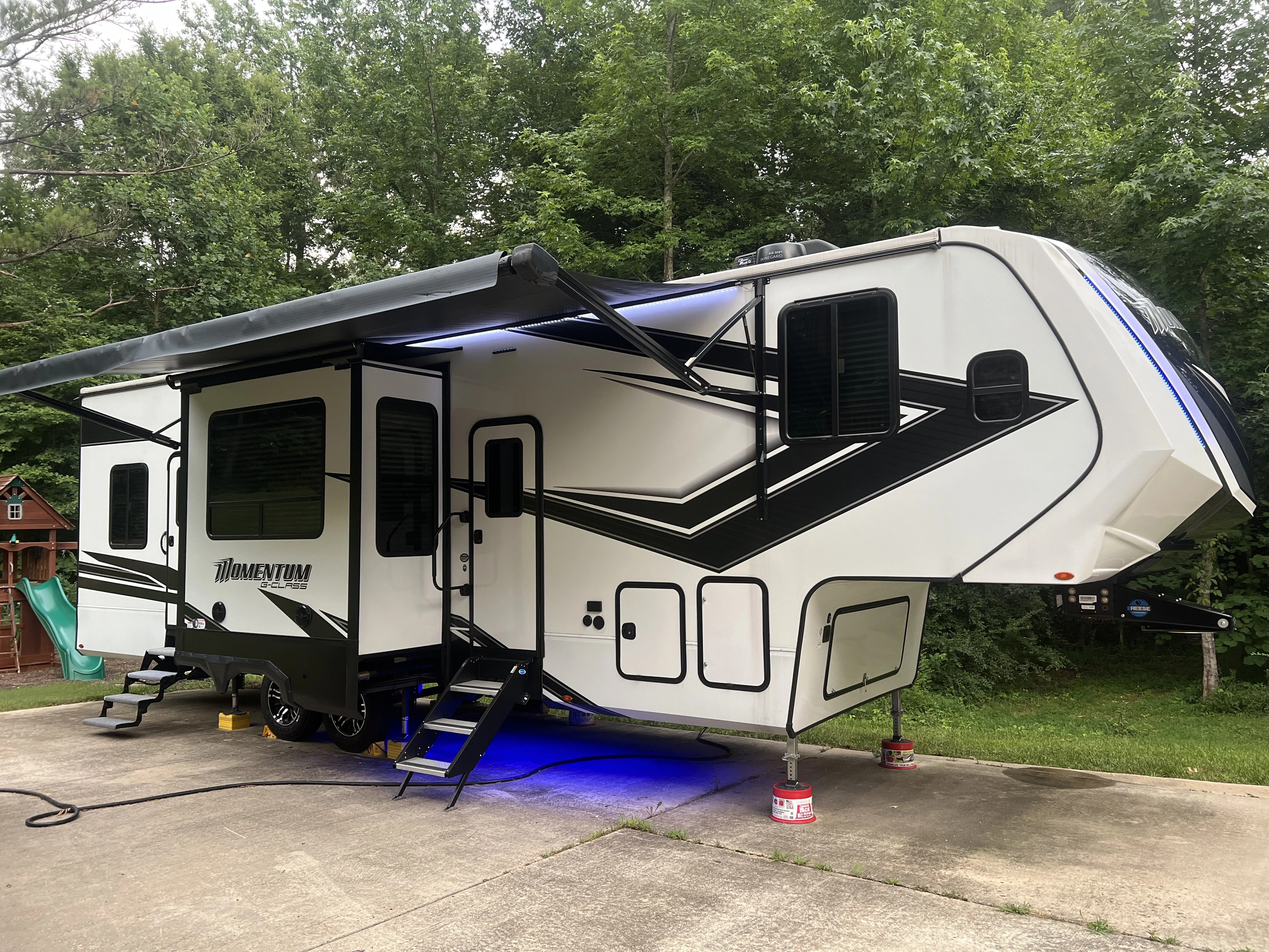 320G Momentum G-Class For Sale - Grand Design Toy Hauler RVs - Toy ...