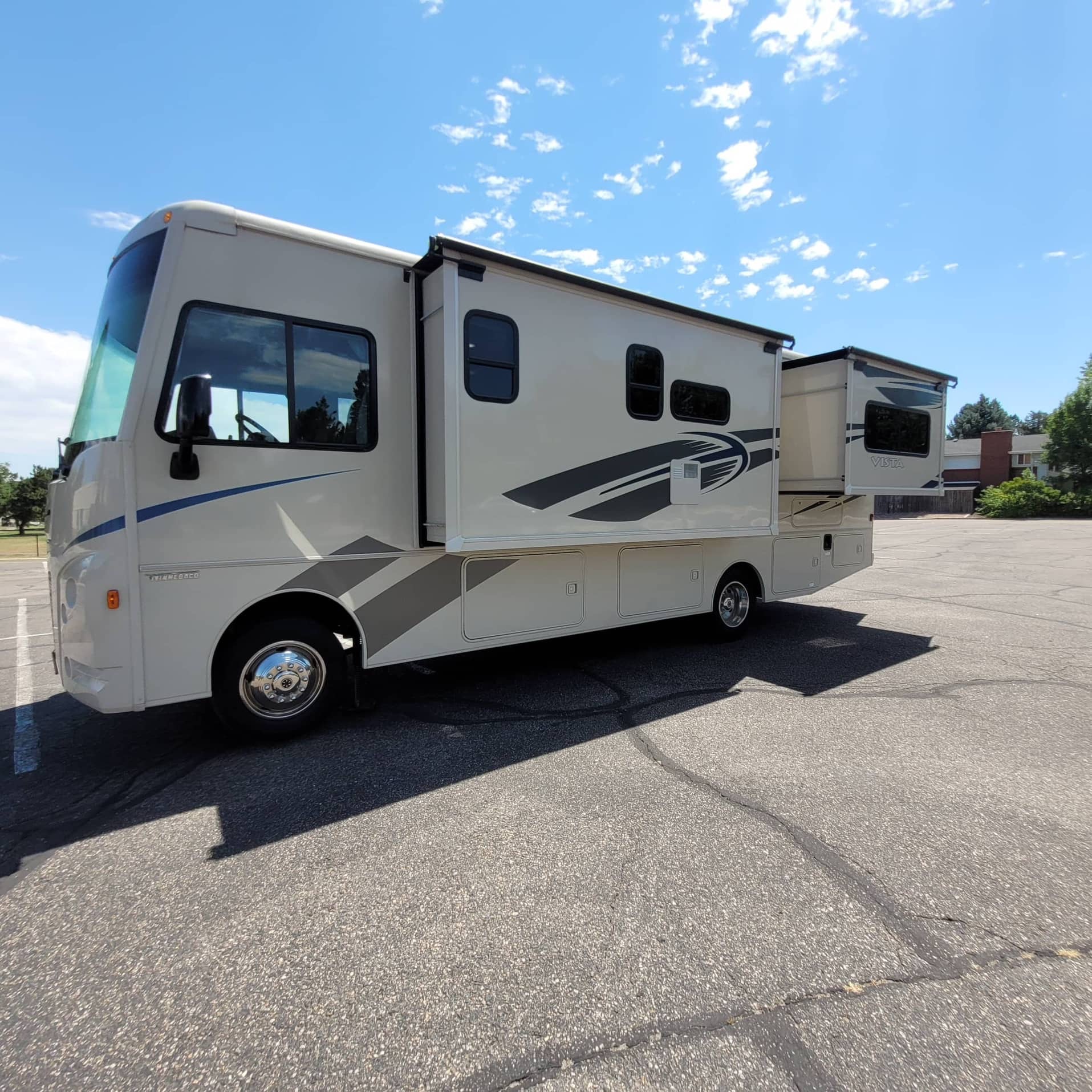 Used 2018 Winnebago Vista in Aurora, CO - 5032678153 - RV Trader