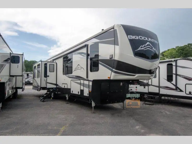 Big Country For Sale - Heartland RVs - RV Trader