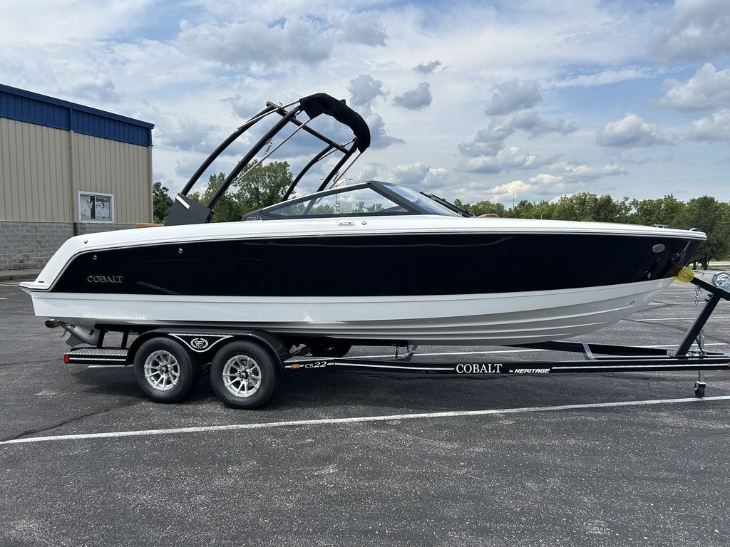 New 2025 Cobalt CS23 Nan For Sale in O Fallon, MO - 5032233355 - Boatmart